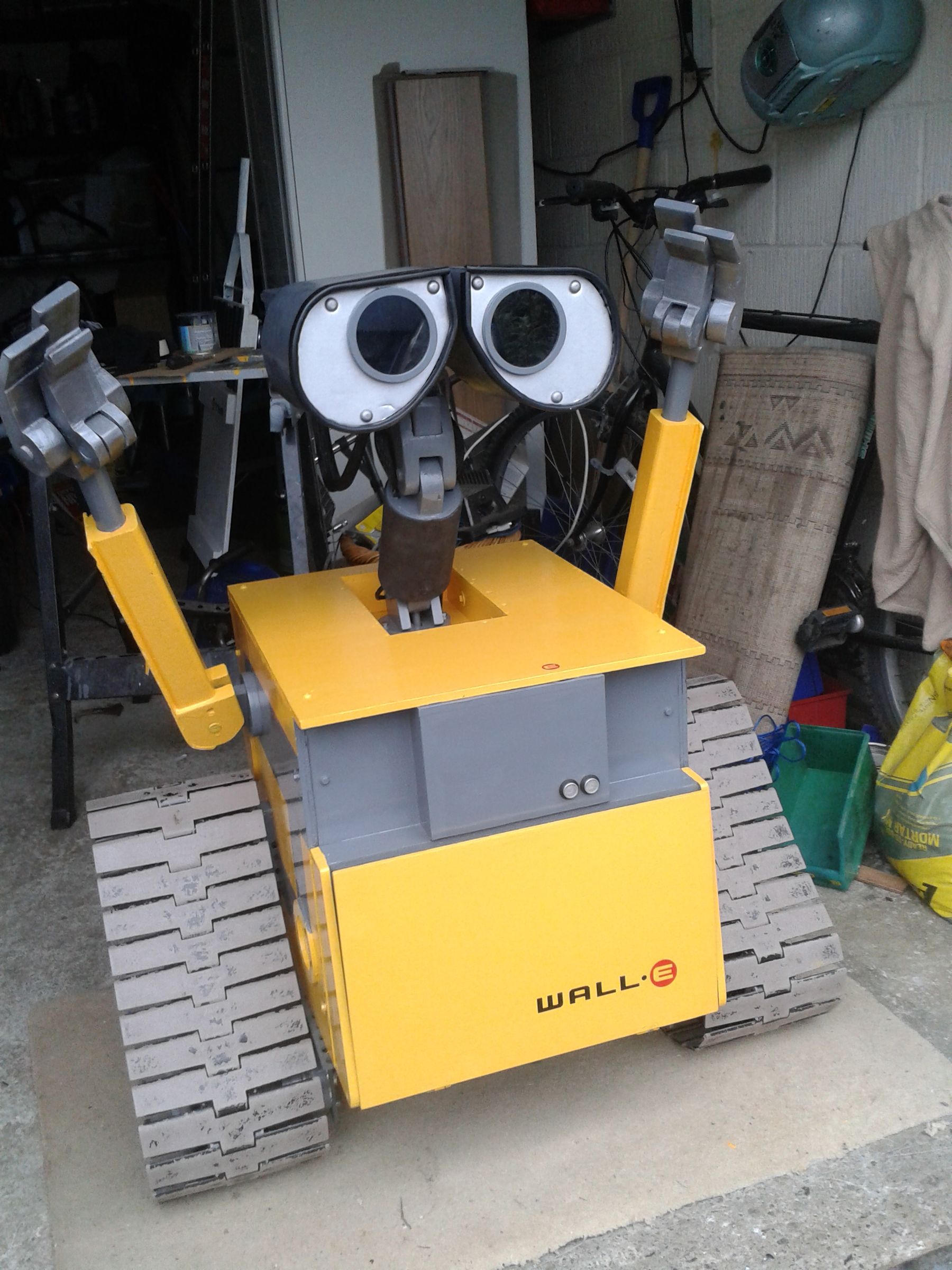 My Own Wall-e Project Distressed a Bit Now and Looking Great ...