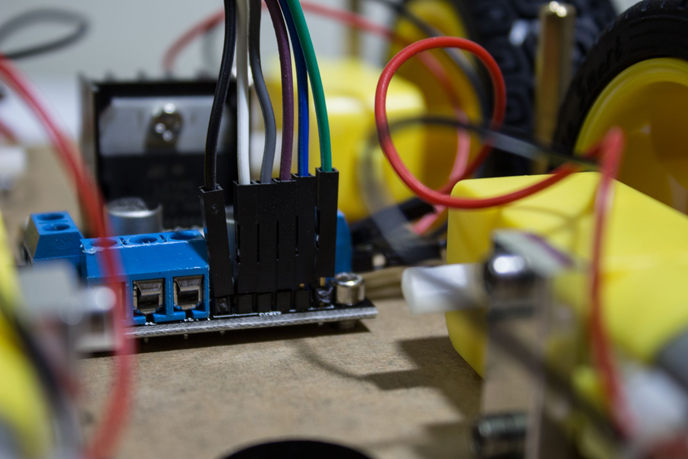 Smartphone Controlled Arduino Robot : 10 Steps (with Pictures ...