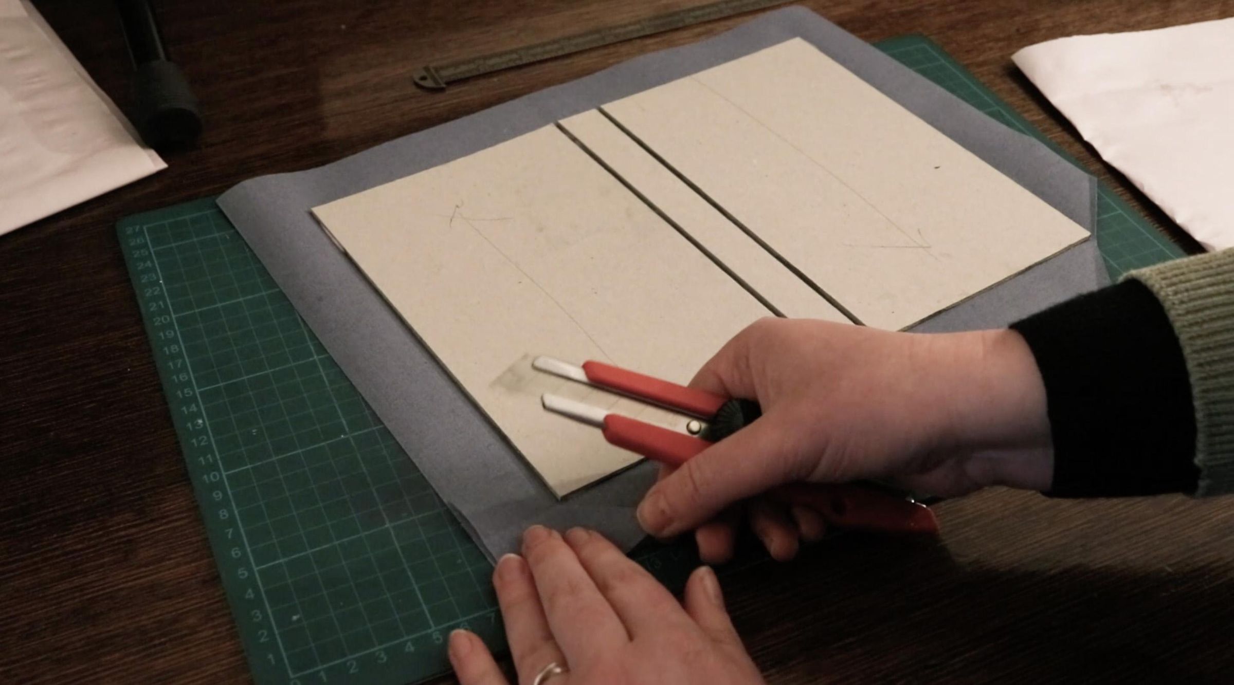 Make a Hard Cover for Your Handmade Book : 8 Steps (with Pictures ...