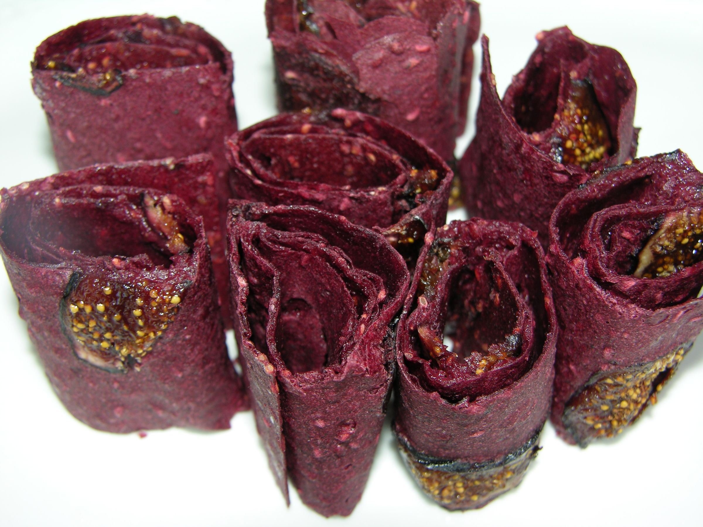 Figs and Berries Candy Rolls and Strings : 5 Steps (with Pictures ...