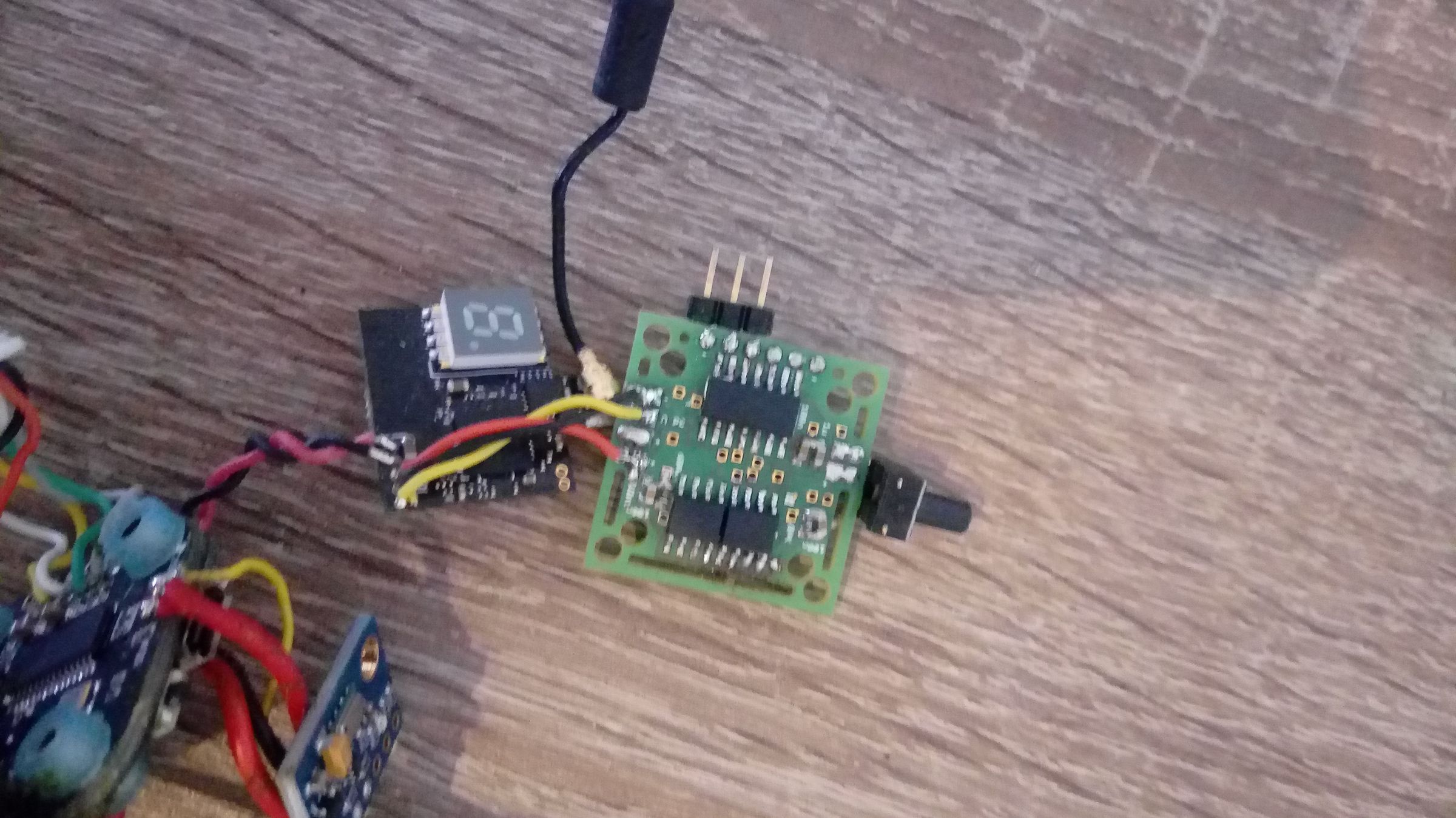 Micro Wifi Controlled 3D Printed 3D FPV Copter : 7 Steps (with Pictures ...