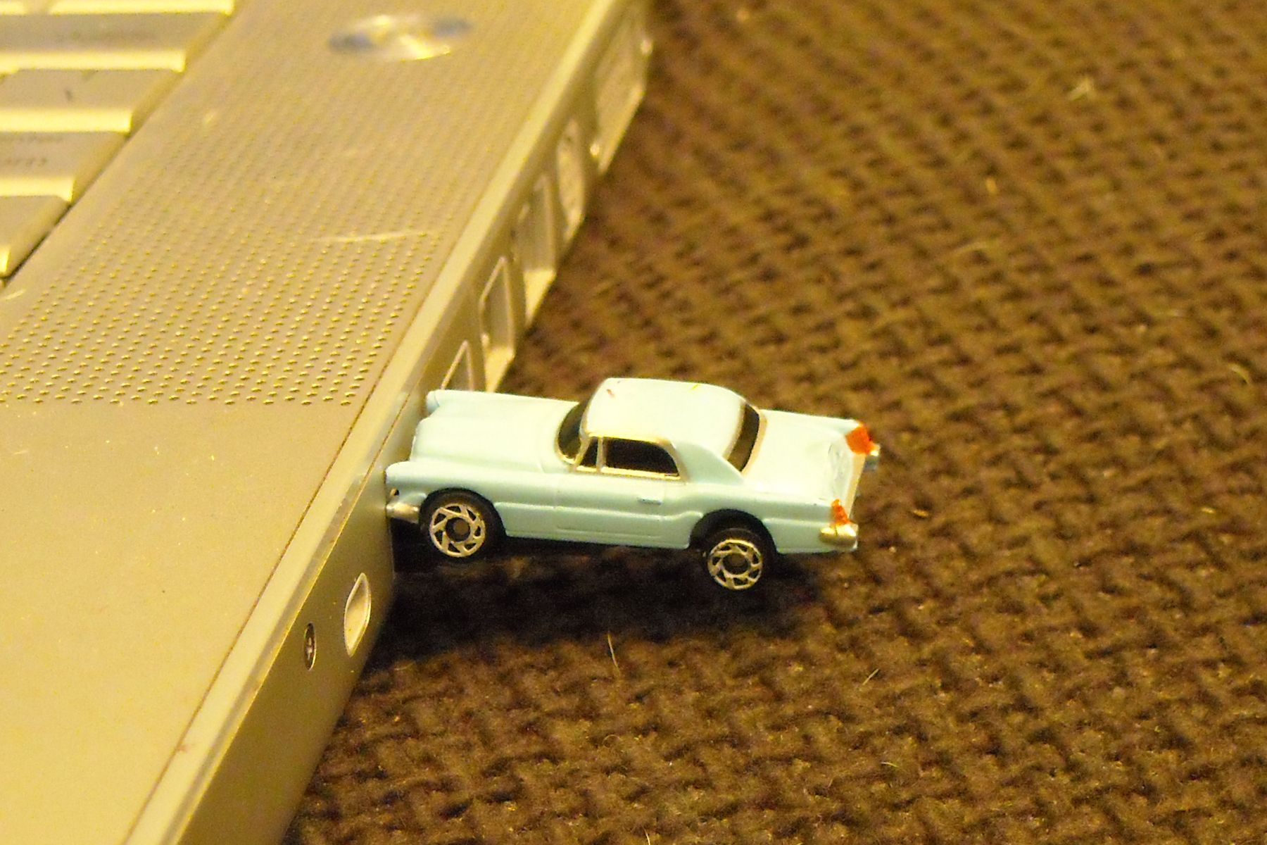 How to Build a 4 Gig 57 Chevy Micro-machine Usb Flash Drive : 6 Steps ...