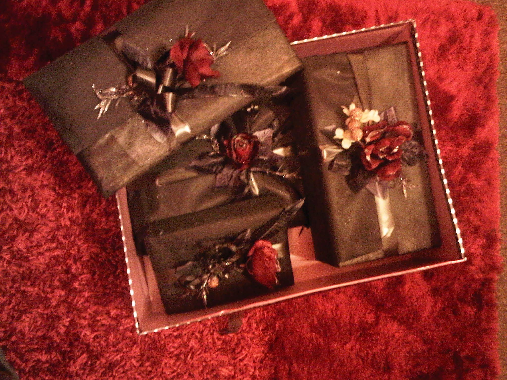 How to Wrap a Gift Box - Instructables
