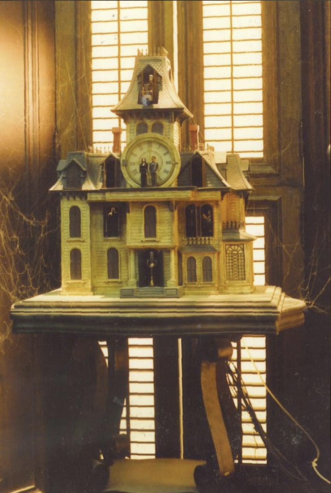 Addams Family Movie Clock - Full Size Replica With Animations and Sound ...