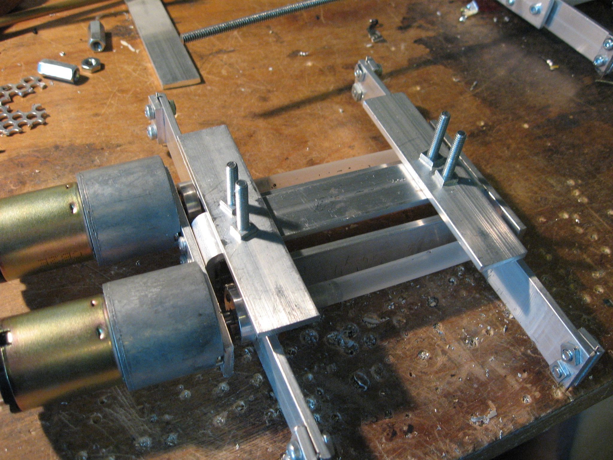 Tree Climbing Robot : 20 Steps (with Pictures) - Instructables