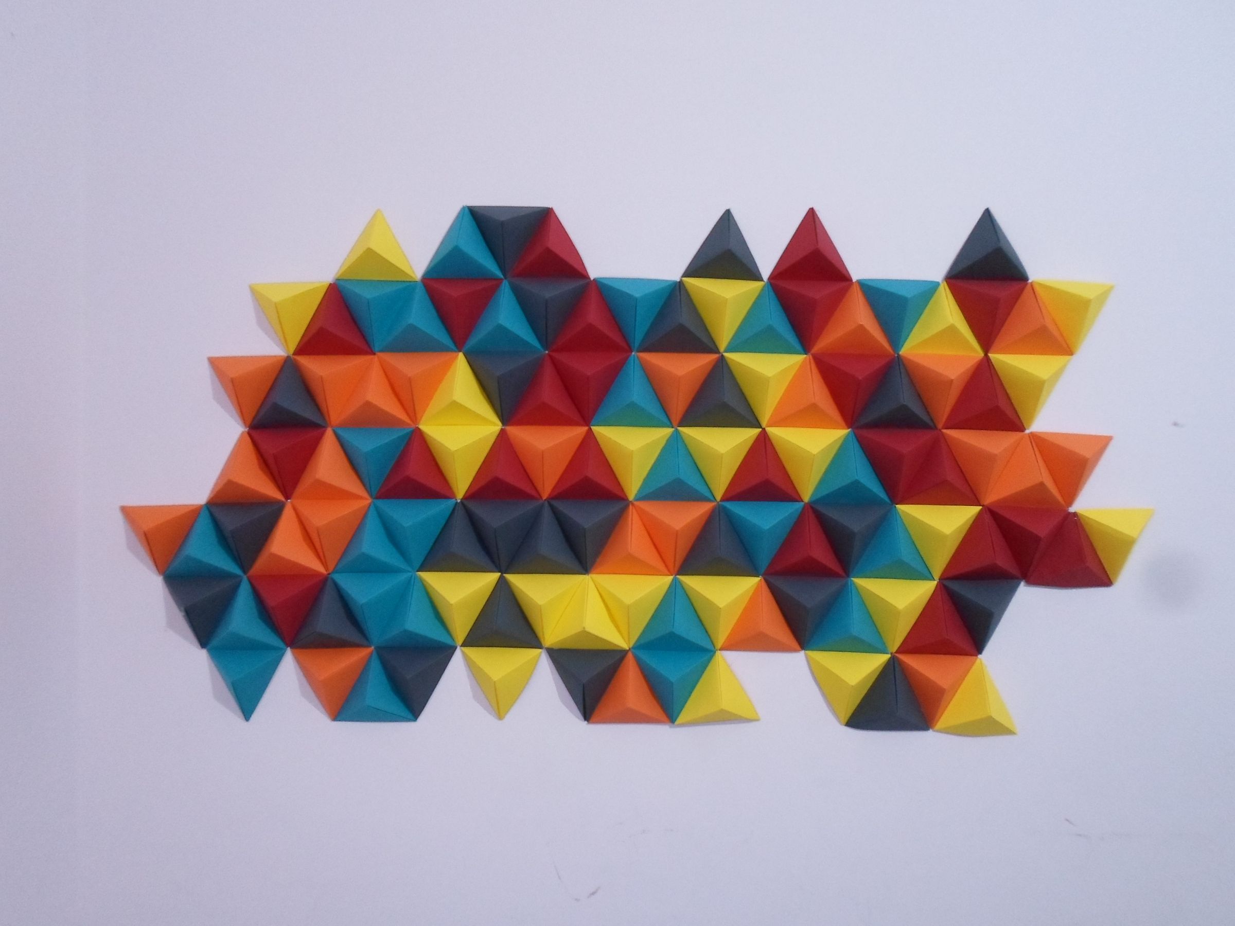 Abstract Origami Wall Decor : 7 Steps (with Pictures) - Instructables