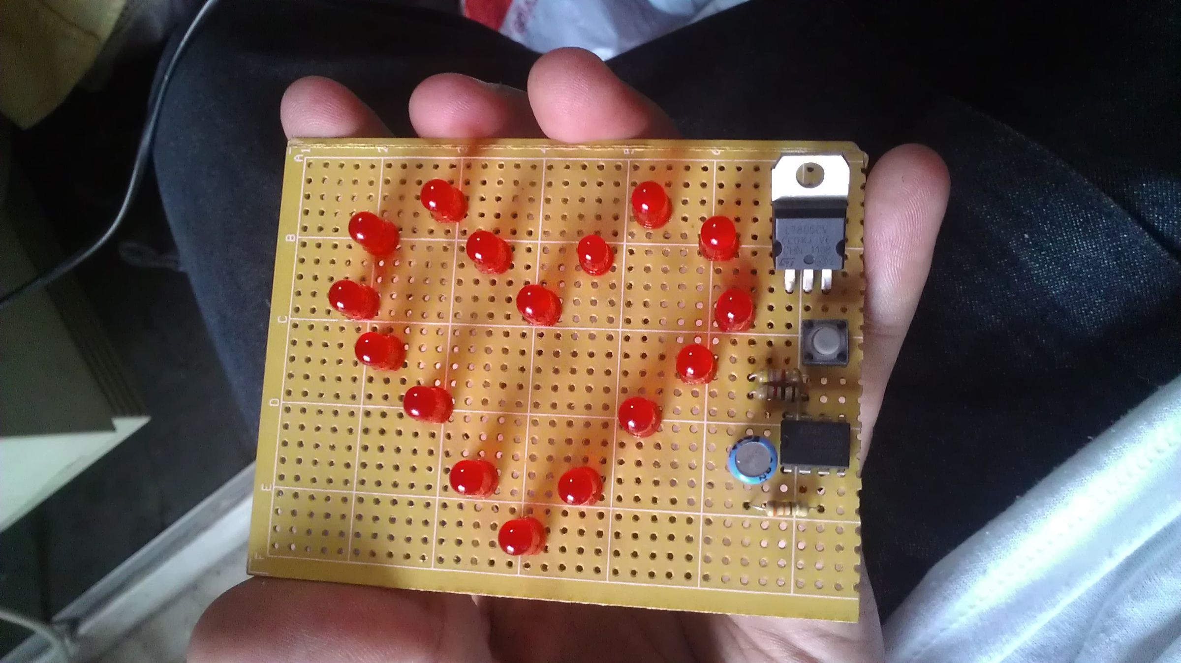 Flashing Heart Using LEDs and 555 Timer : 6 Steps - Instructables