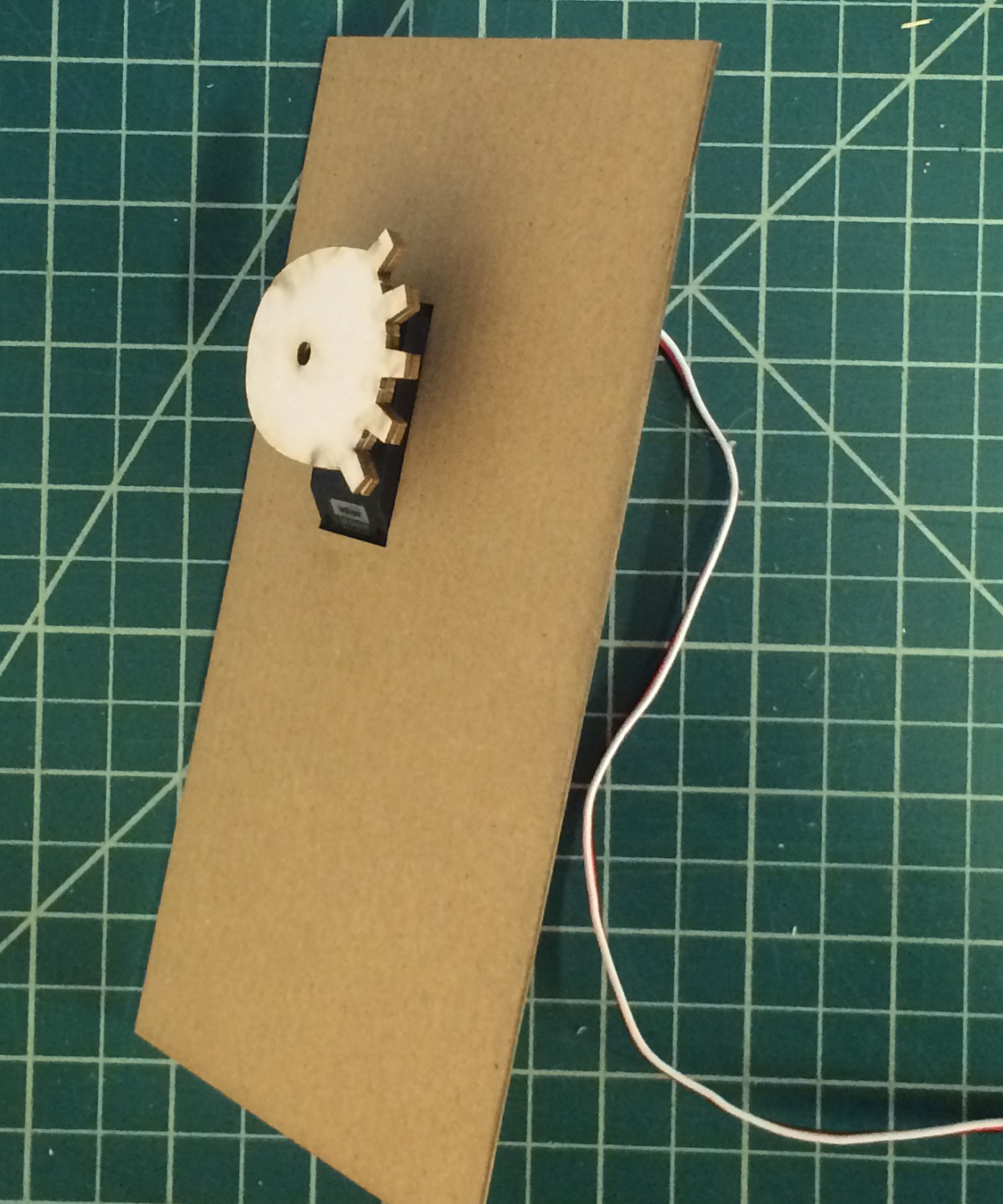 Linear Motion by Rack and Pinion : 8 Steps (with Pictures) - Instructables