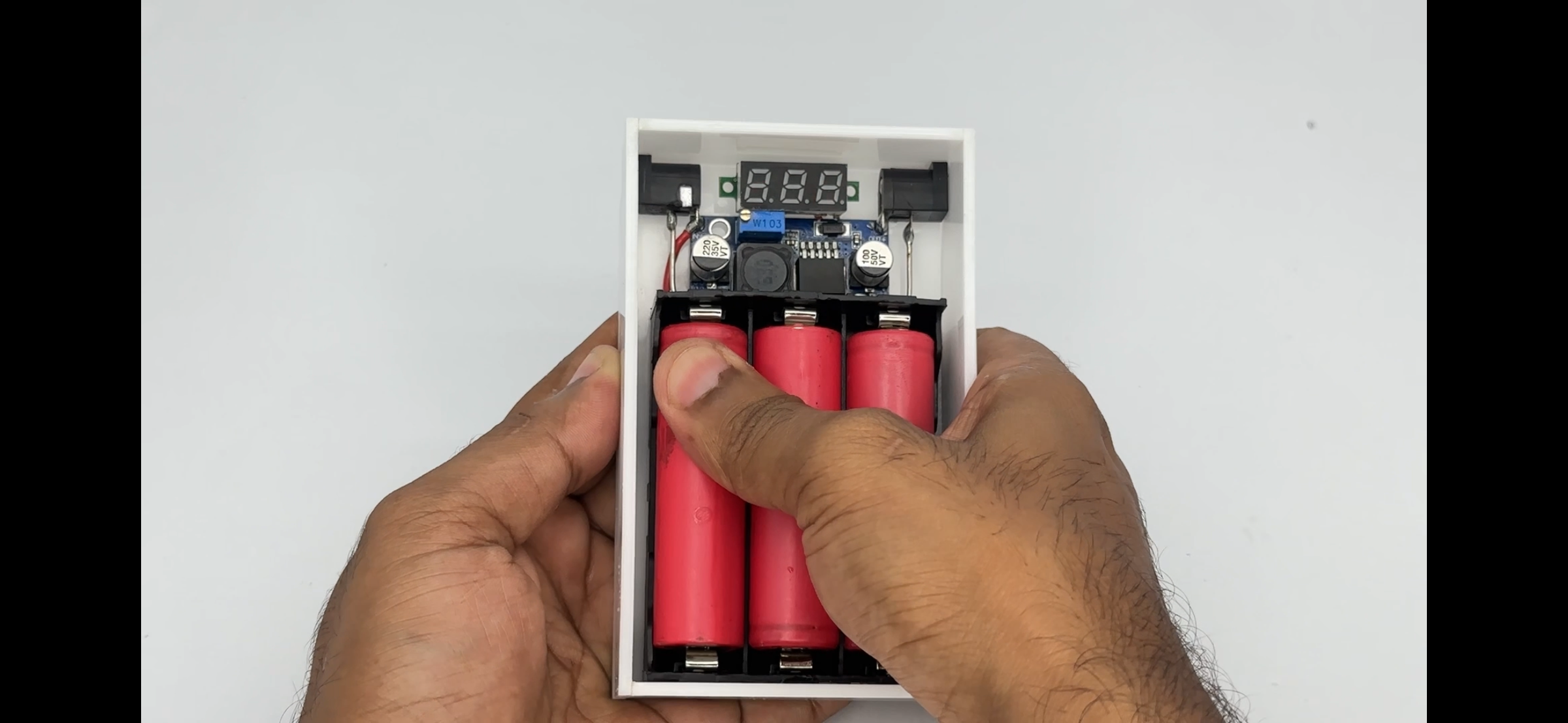 Build a Compact WiFi UPS at Easy : 10 Steps (with Pictures) - Instructables