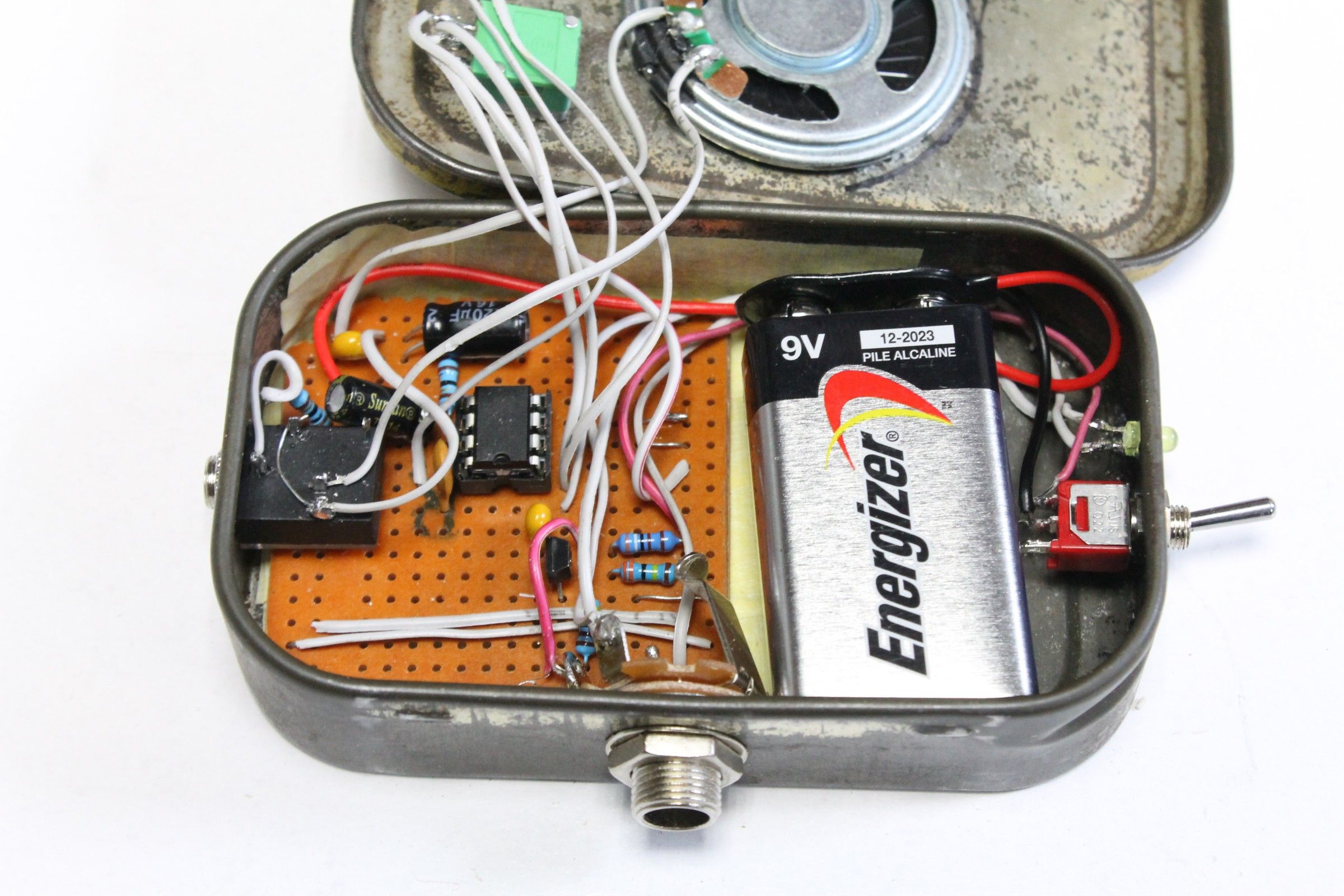 Portable Ruby Guitar Amp : 12 Steps (with Pictures) - Instructables