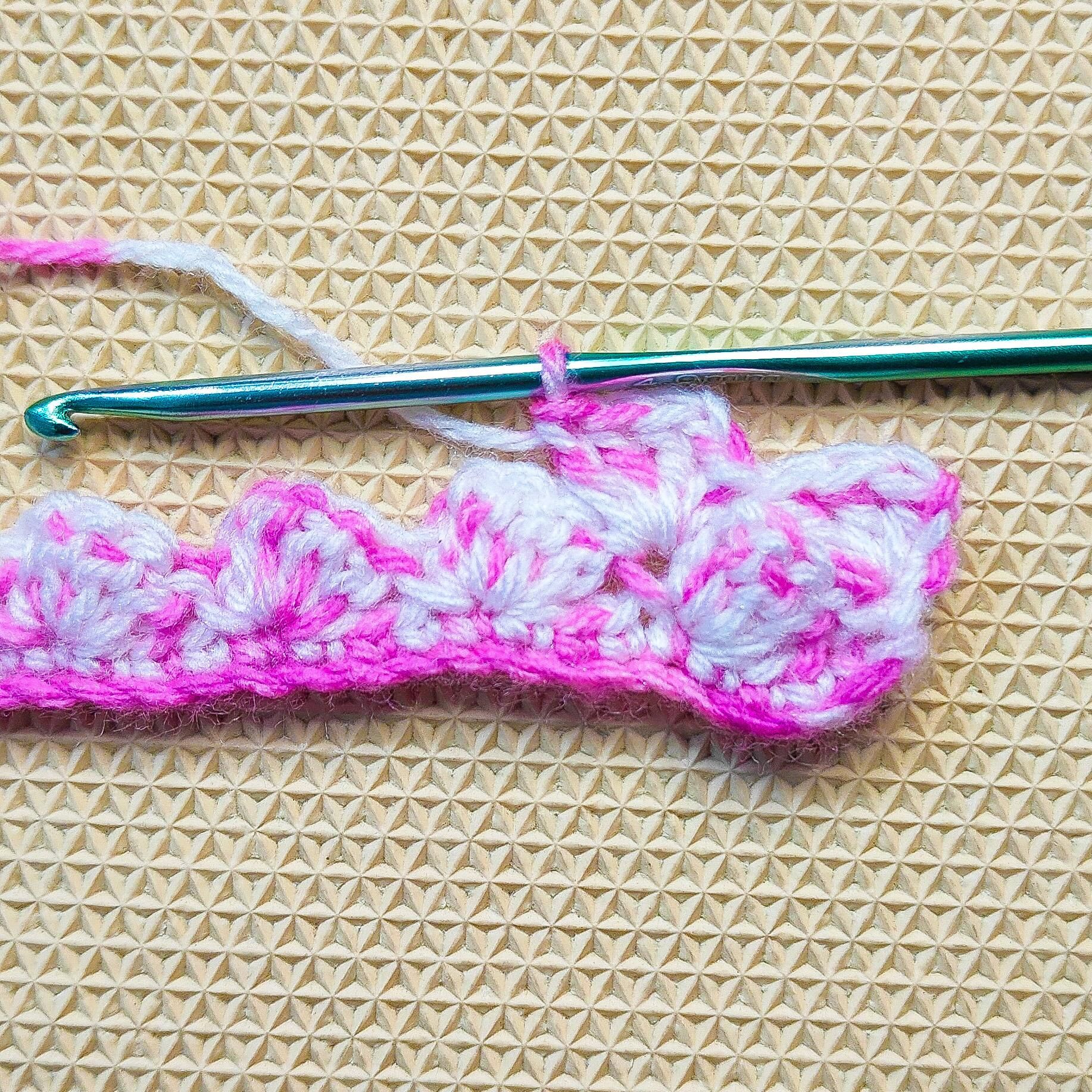 Easiest One Row Repeat Crochet Scarf Pattern : 6 Steps (with Pictures ...