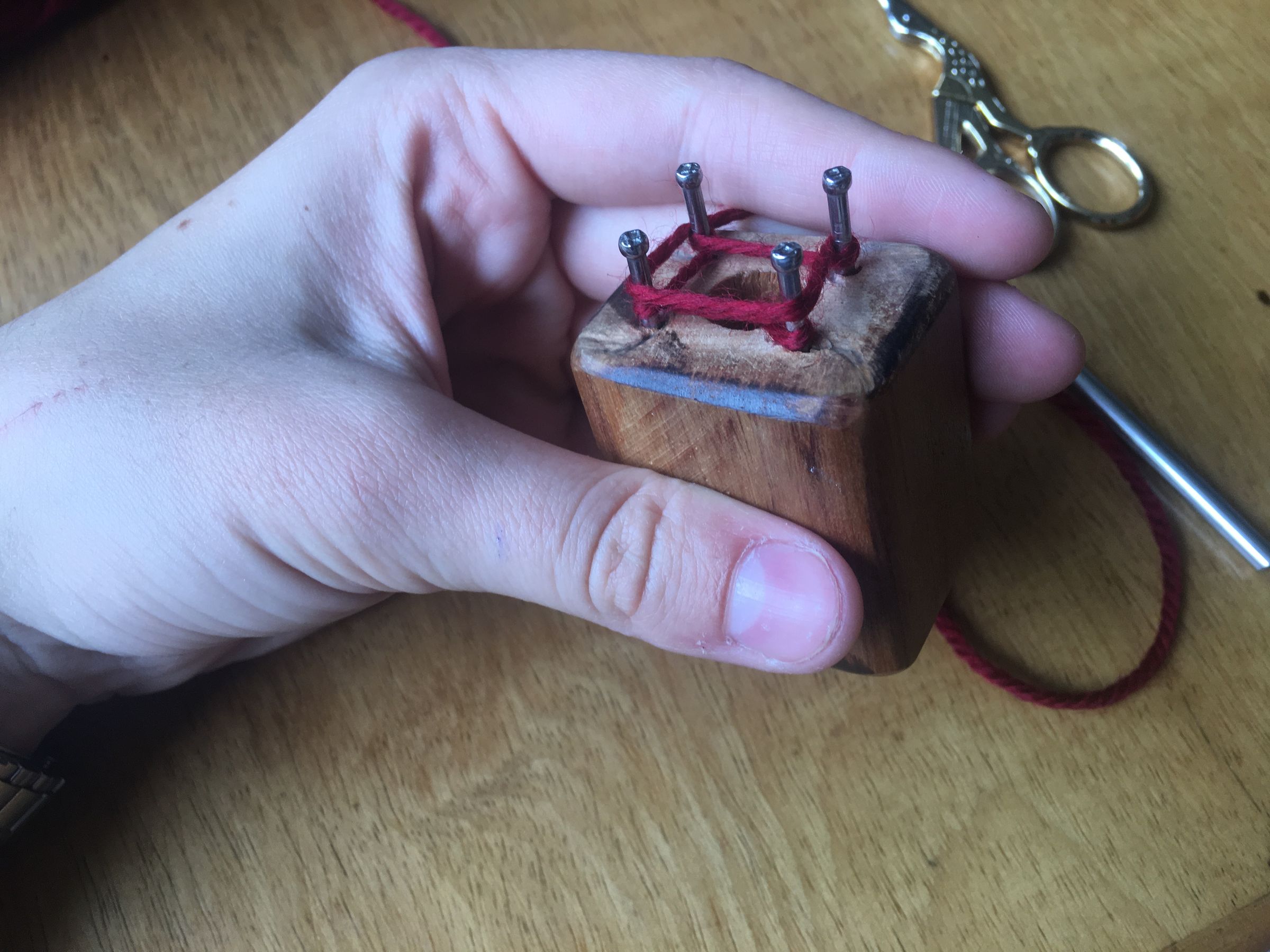 How to French Knit a Rug : 11 Steps (with Pictures) - Instructables