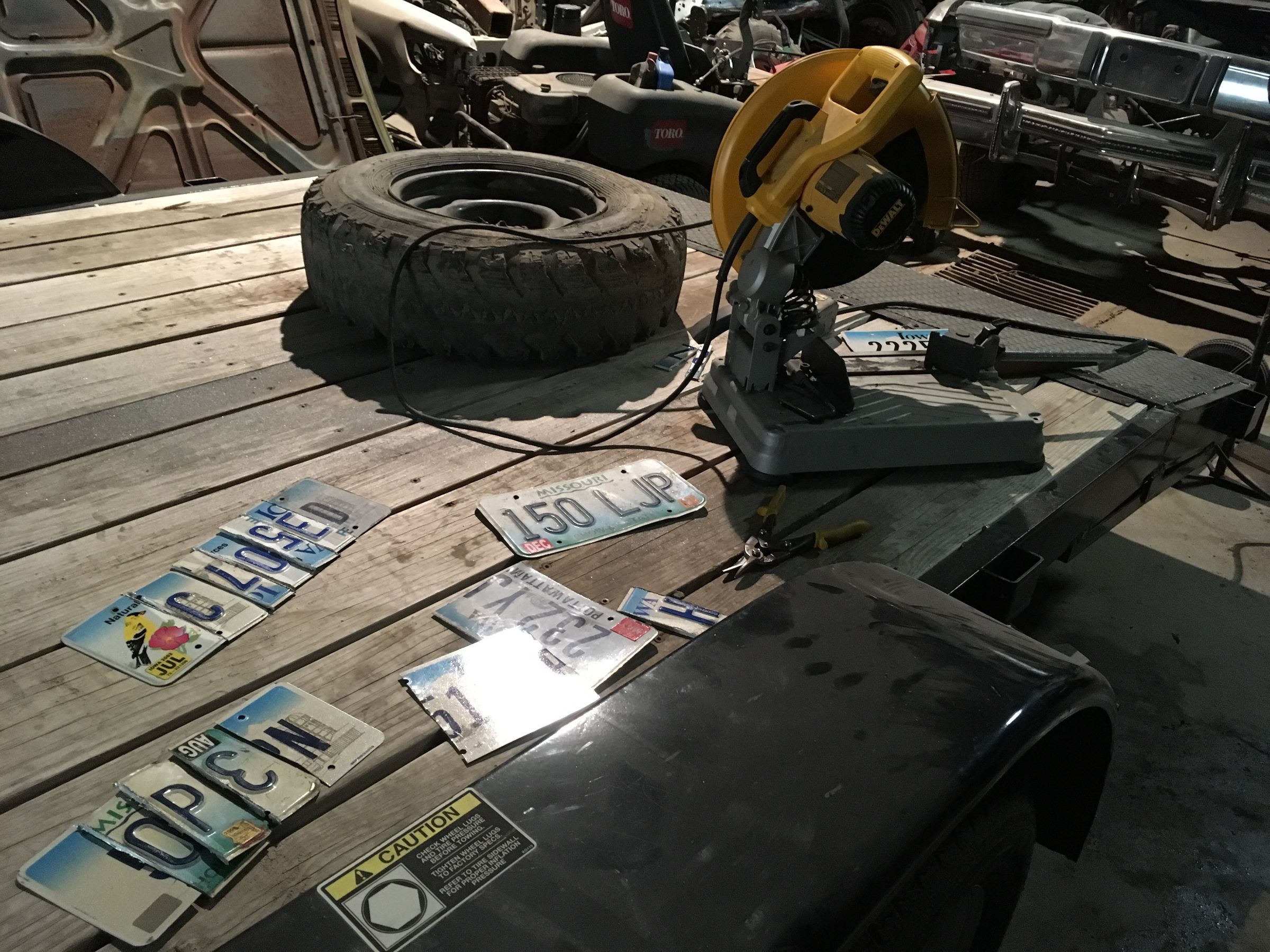 Open and Closed License Plate Signs : 5 Steps - Instructables