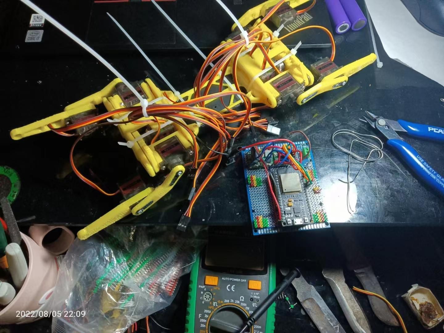 ESP32 Small Robot Dog (closed) : 7 Steps (with Pictures) - Instructables