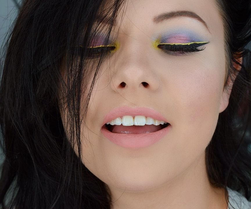 Bold Colourful Makeup Look : 7 Steps - Instructables