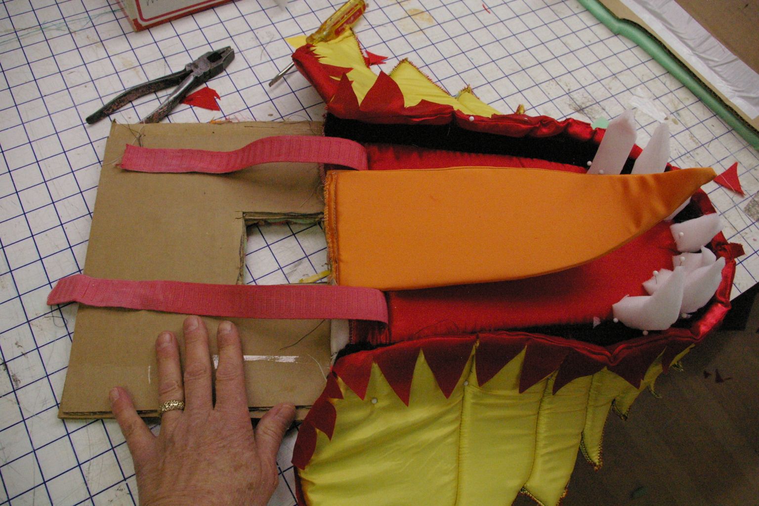 Make a Chinese Dragon Head : 4 Steps (with Pictures) - Instructables