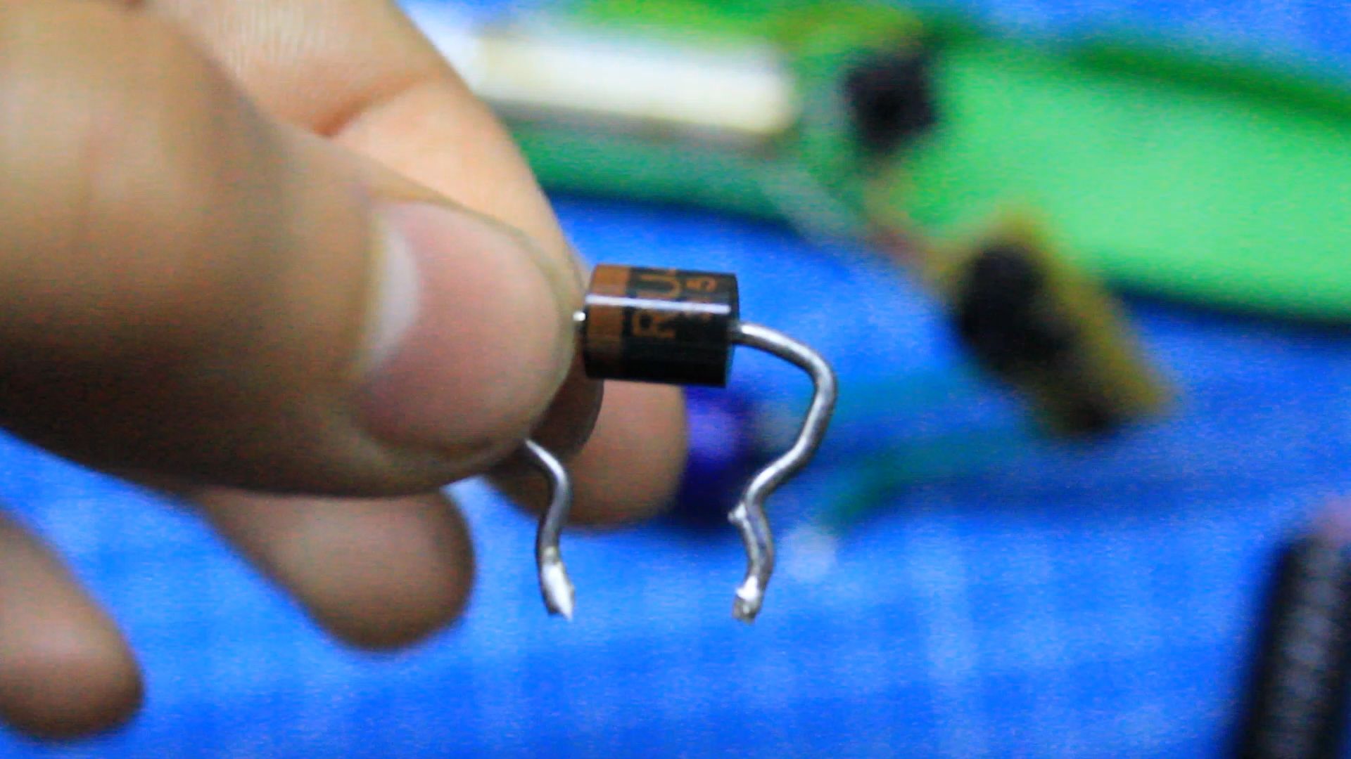 How to Make Gauss Gun From Lighter : 4 Steps - Instructables