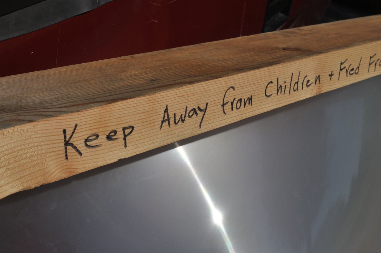 Solar Death Ray (TV Fresnel Lens) (with Pictures) - Instructables