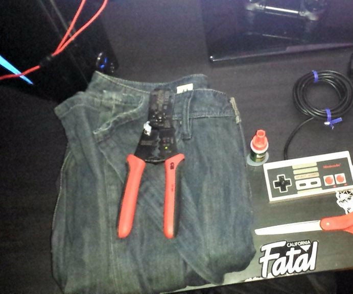 NES Controller Wallet : 5 Steps (with Pictures) - Instructables