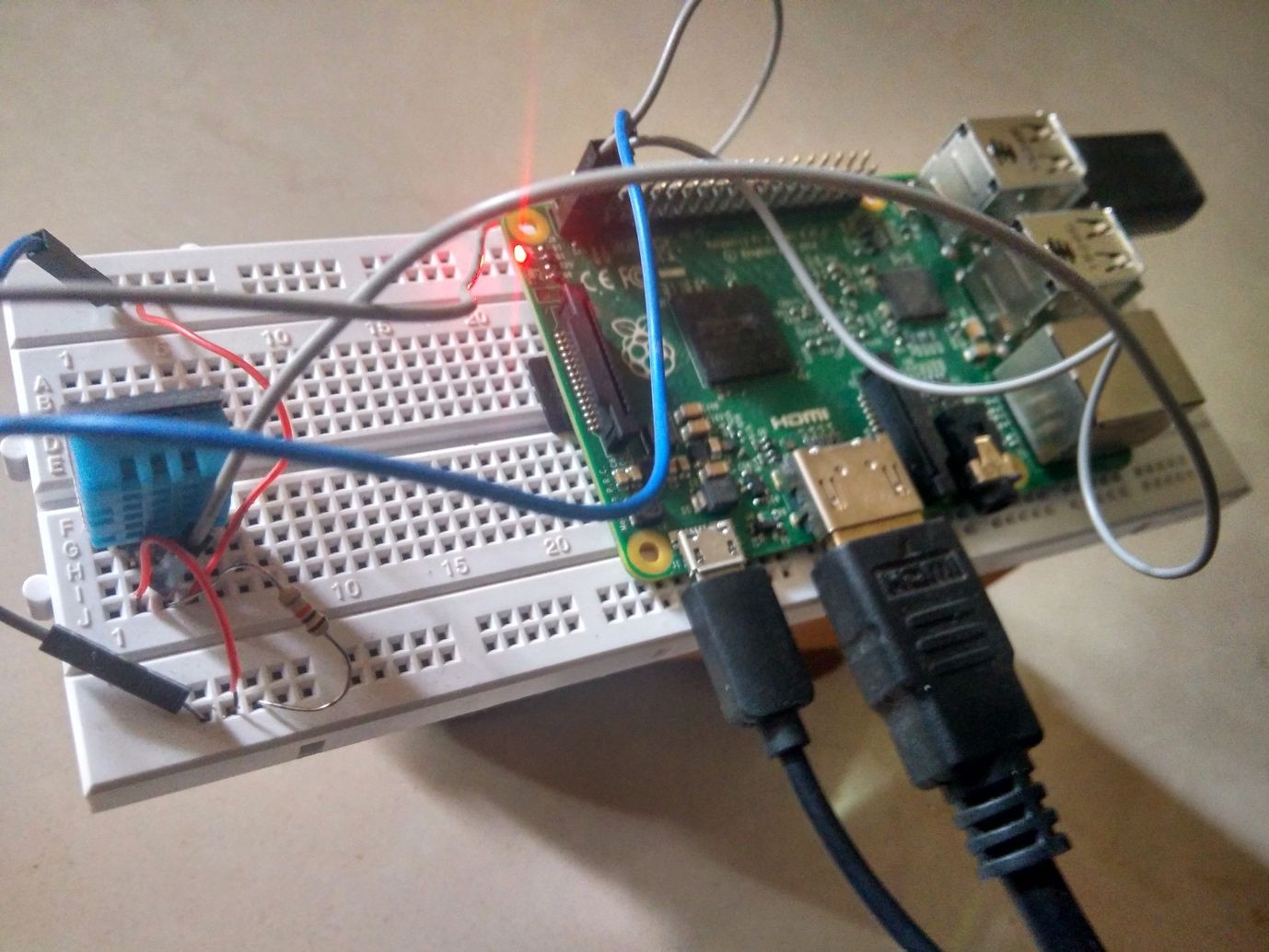 Build Your First IOT With a Raspberry Pi, DHT11 Sensor, and Thingspeak ...