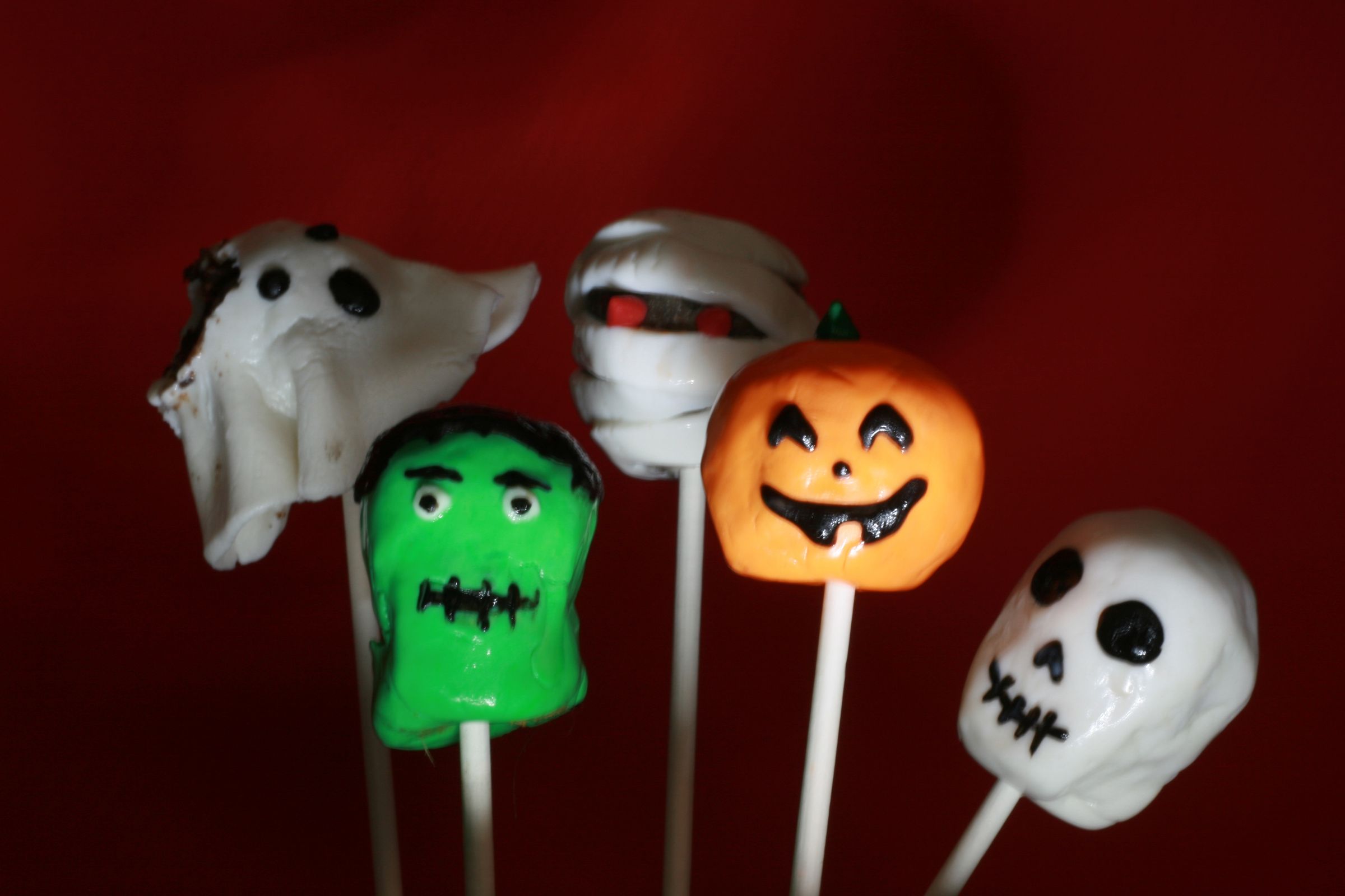 Frankenstein Cake Pops