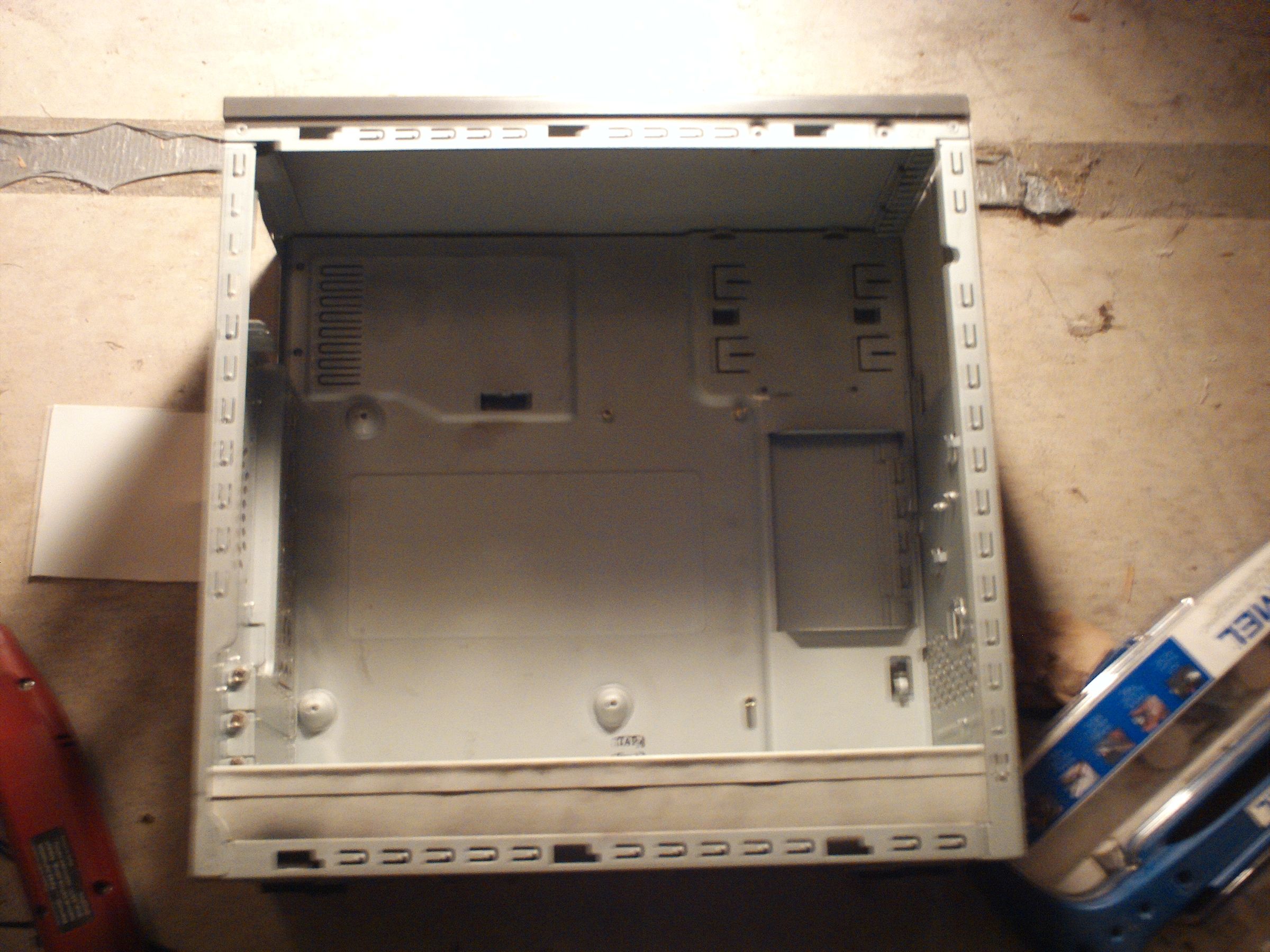 Wire a Car Stereo to a Computer PSU : 8 Steps - Instructables