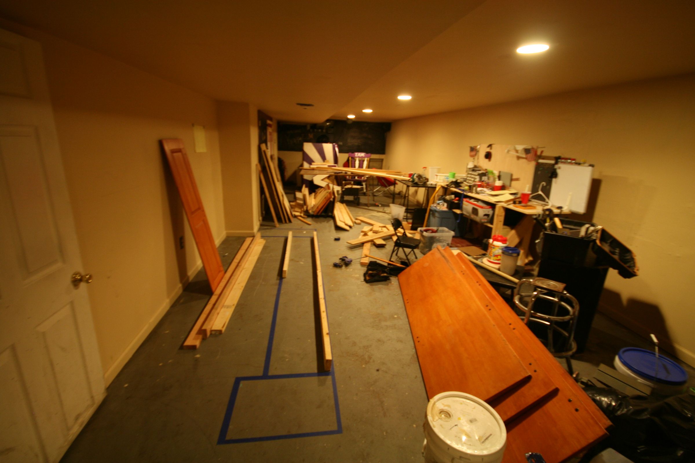 Fraternity Basement Bar : 10 Steps - Instructables