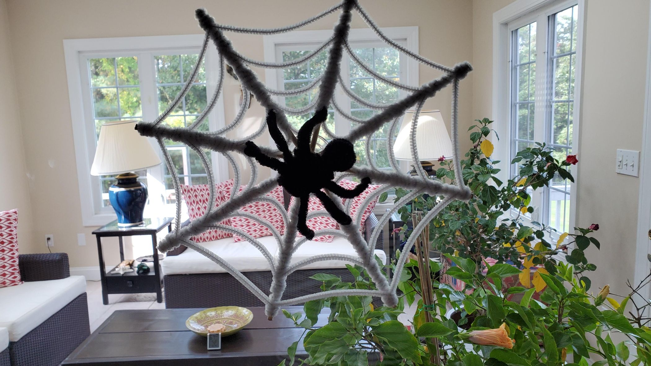 Spider Web With a Suction Cup : 12 Steps (with Pictures) - Instructables