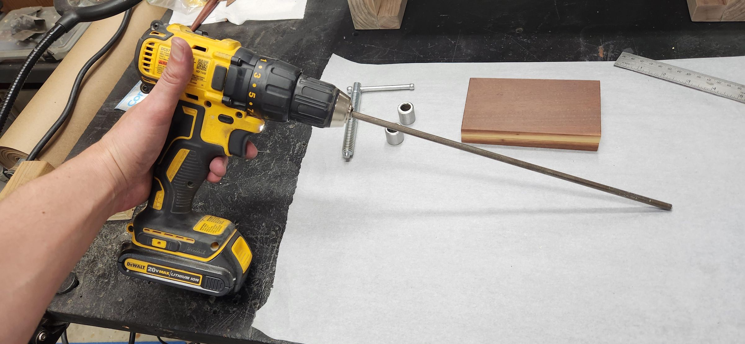 Small Woodworking Vice for My Mini Tabletop Workbench : 30 Steps (with ...