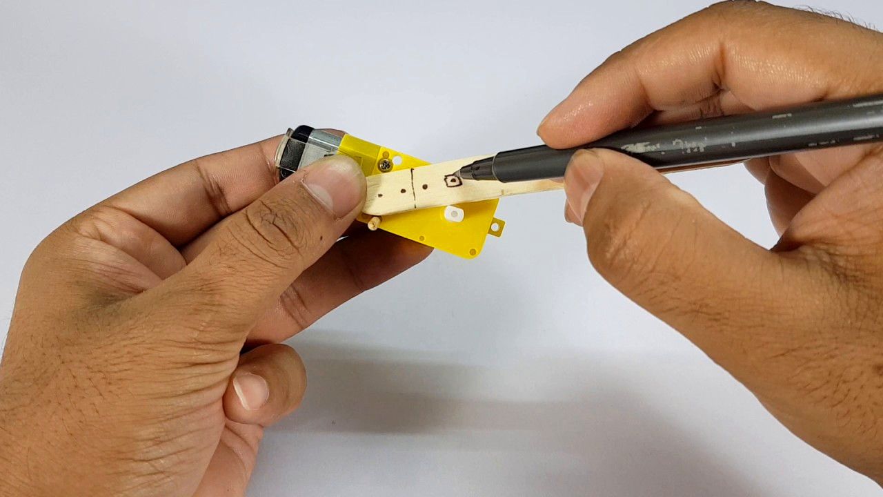 How to Make a Dancing Robot : 11 Steps (with Pictures) - Instructables