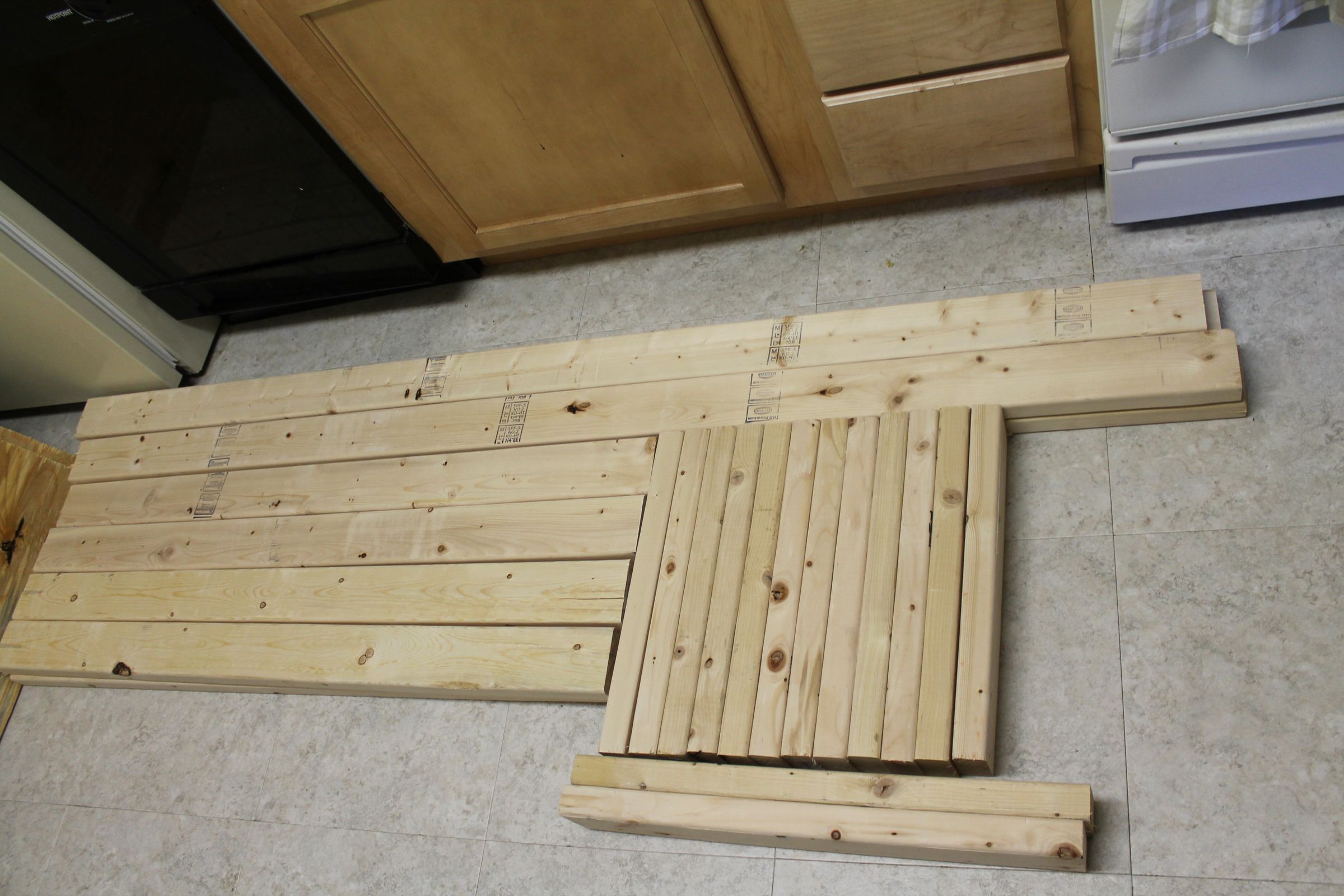 Cheap Storage Shelves : 9 Steps (with Pictures) - Instructables