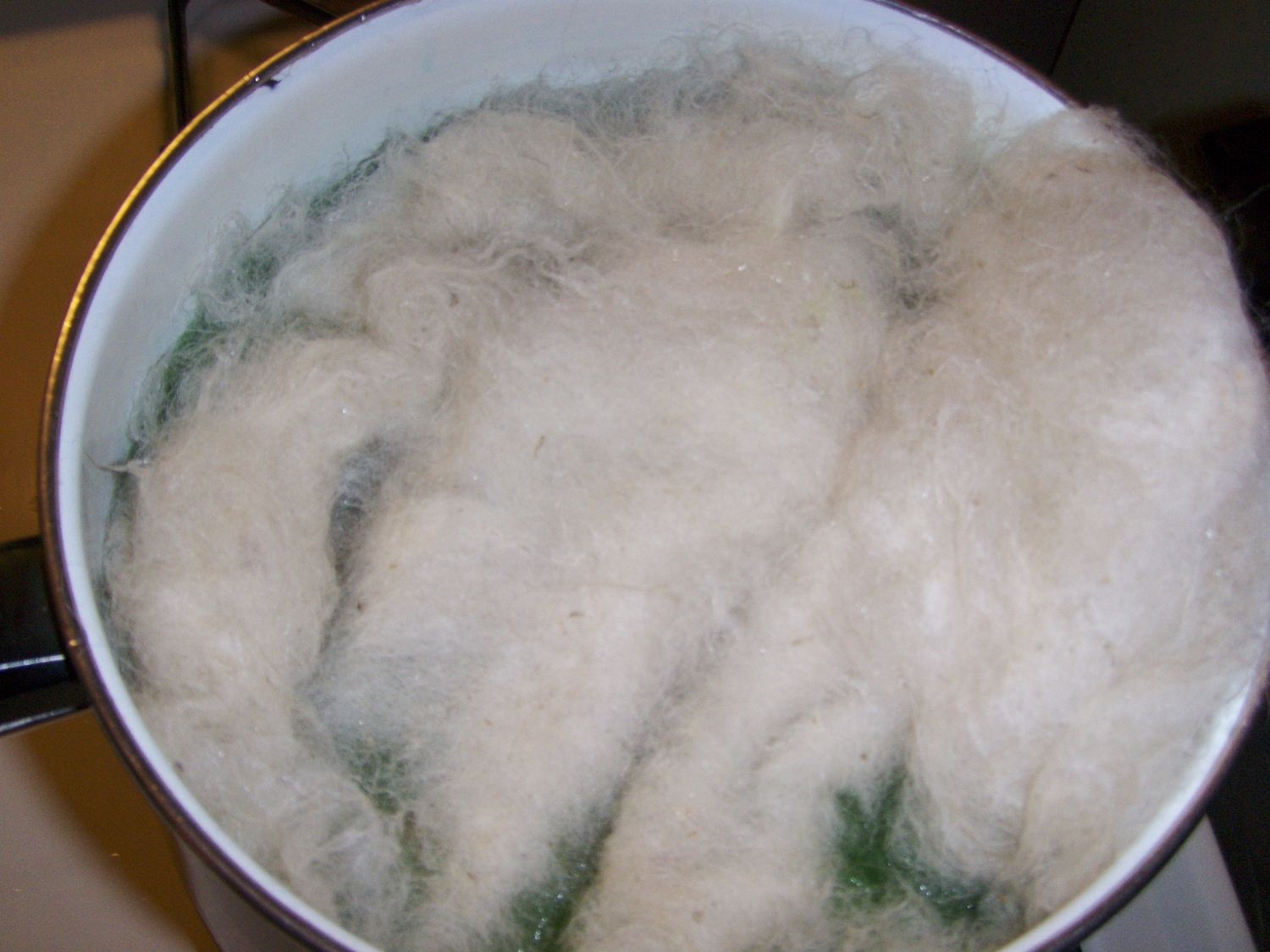 Kool-Aid Wool Batt Dyeing : 8 Steps (with Pictures) - Instructables