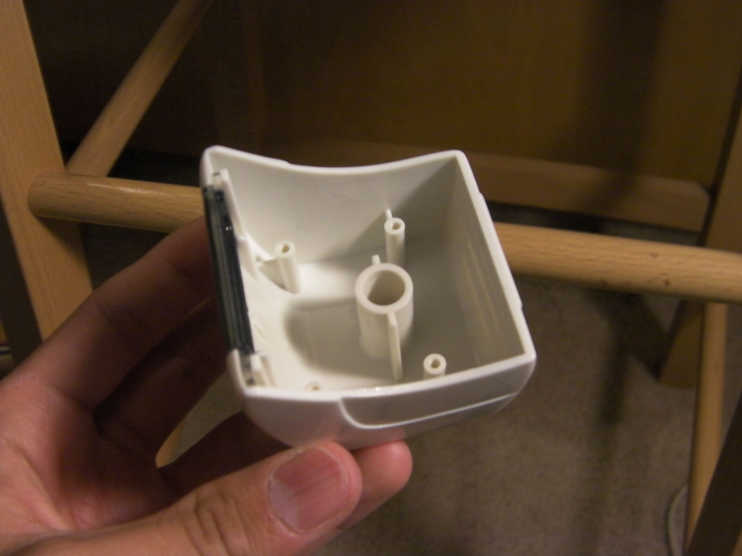 DIY PIXAR: M-O (Microbe Obliterator) Cleaner Bot : 10 Steps (with ...