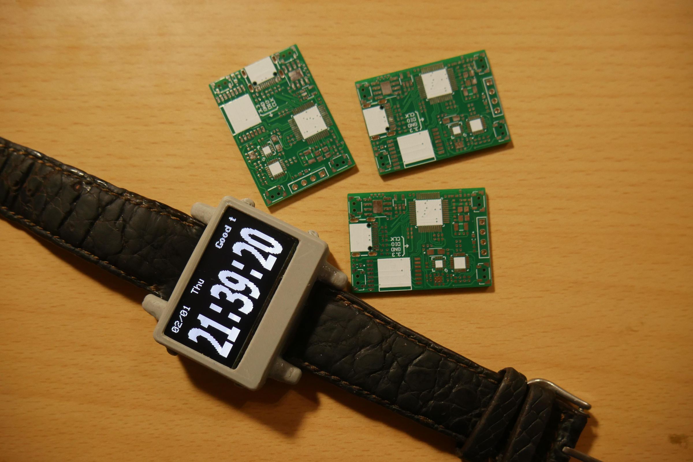 DIY Leta - a Wrist Watch Using Stm32 and Monochrome UI : 3 Steps (with Pictures) - Instructables