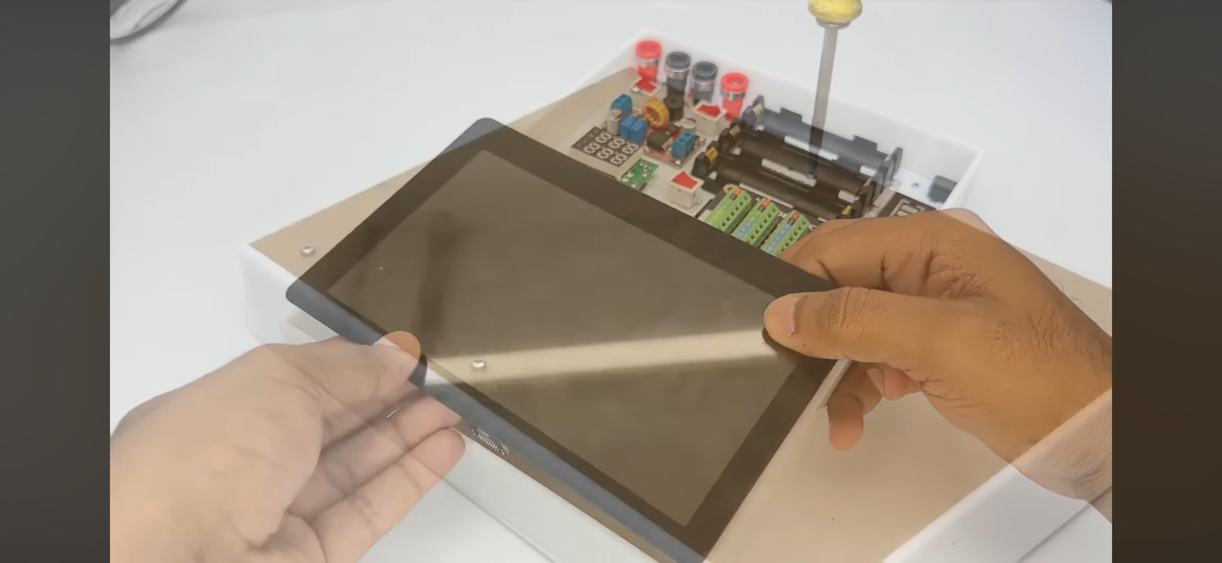Portable DIY Electronics Workstation : 19 Steps (with Pictures ...