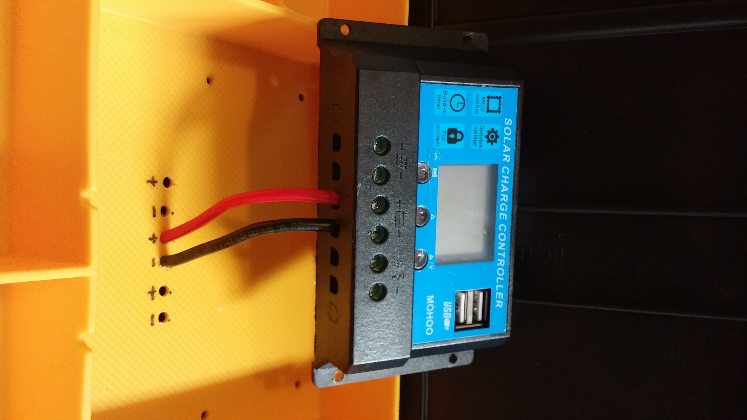 EASY Solar Charging Power Bank : 5 Steps (with Pictures) - Instructables