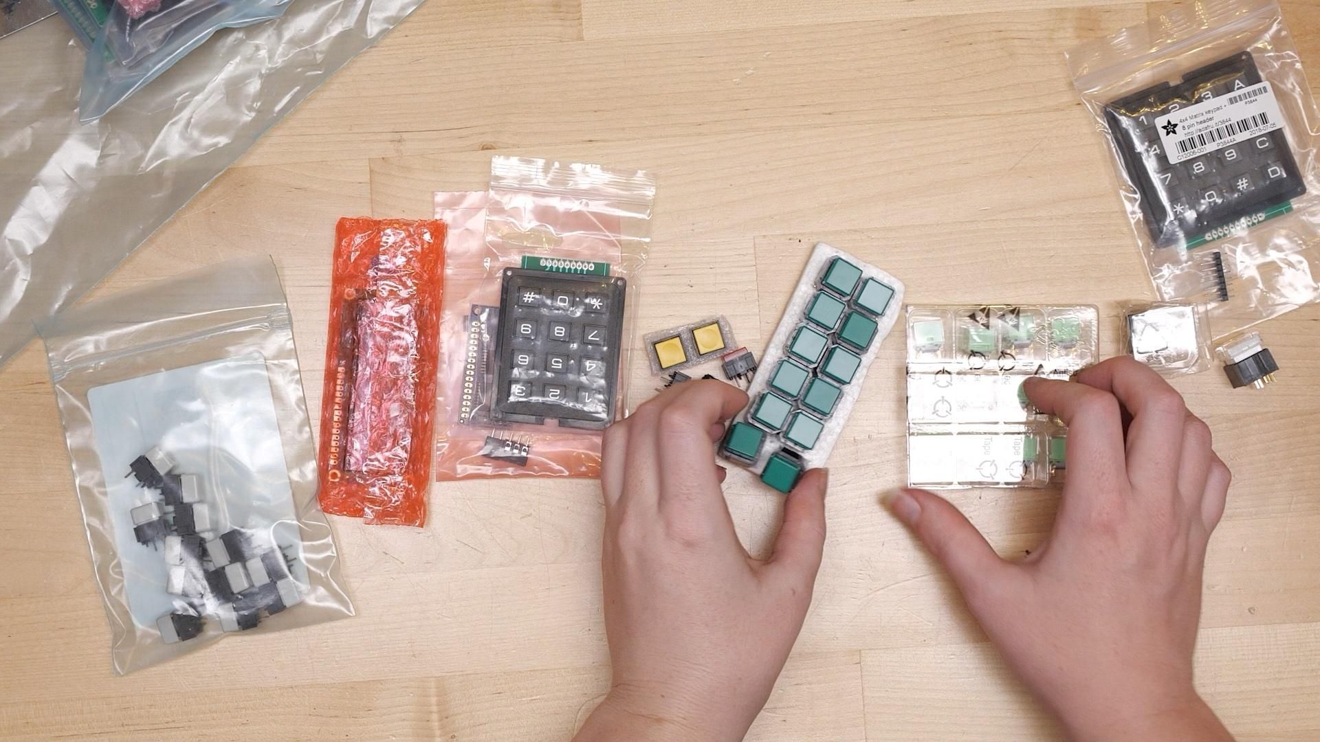 Penny's Computer Book (from Inspector Gadget) : 8 Steps (with Pictures) - Instructables