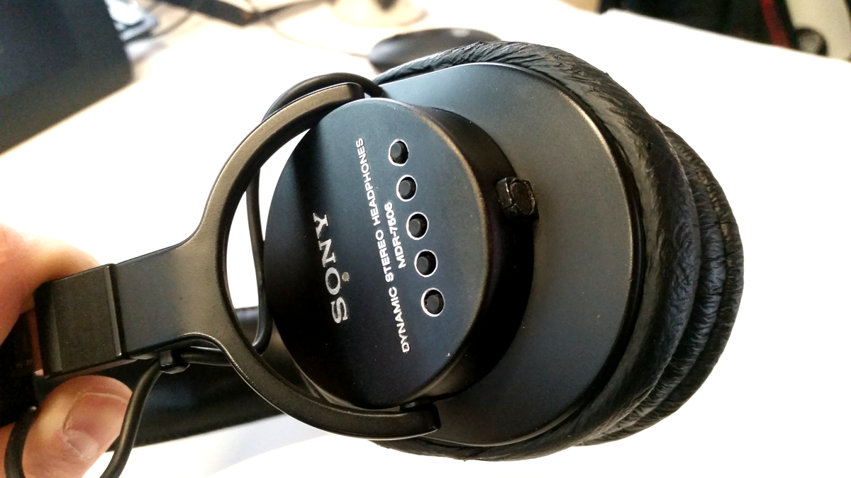 DIY Bluetooth Modification Sony MDR-7506 Headphone : 8 Steps (with ...