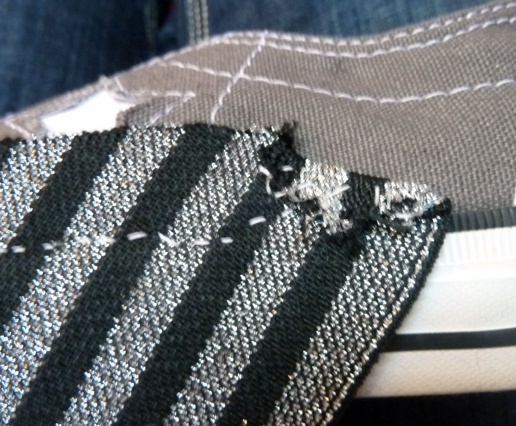 Elastic Shoes : 5 Steps (with Pictures) - Instructables