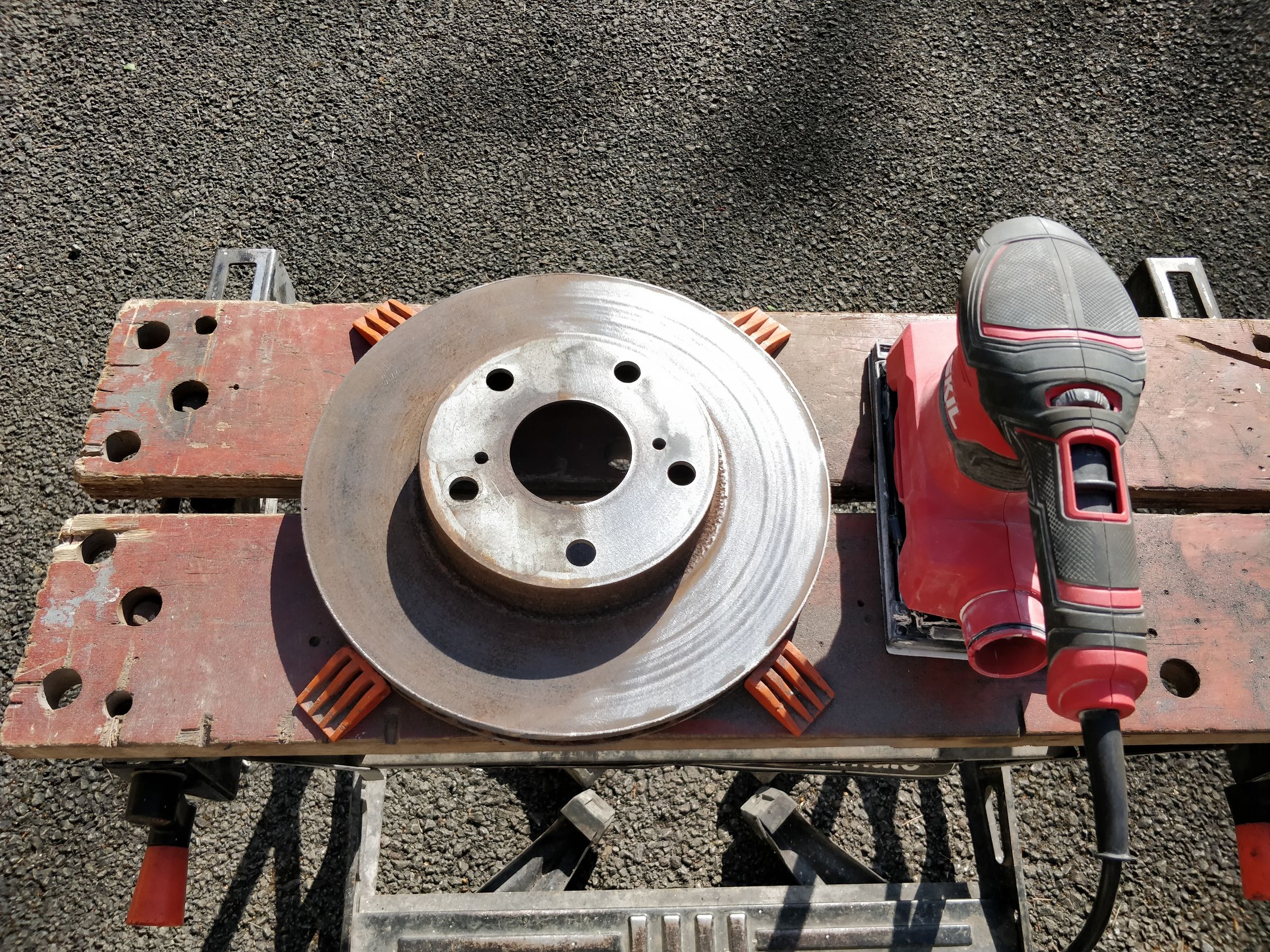 Brake Disc Clock : 8 Steps (with Pictures) - Instructables