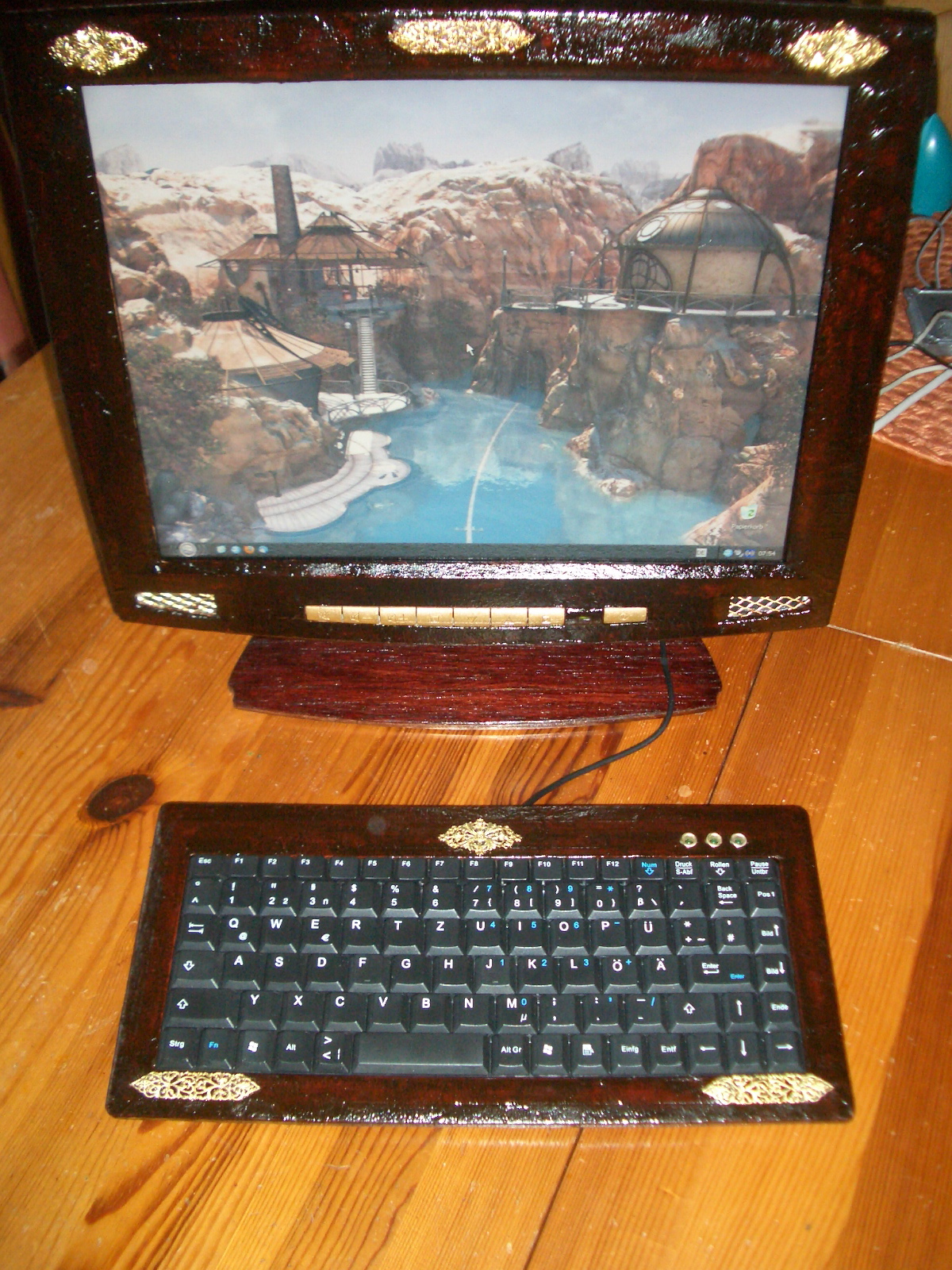 Steampunk Keyboard and Mouse (The Easy Way) : 5 Steps - Instructables