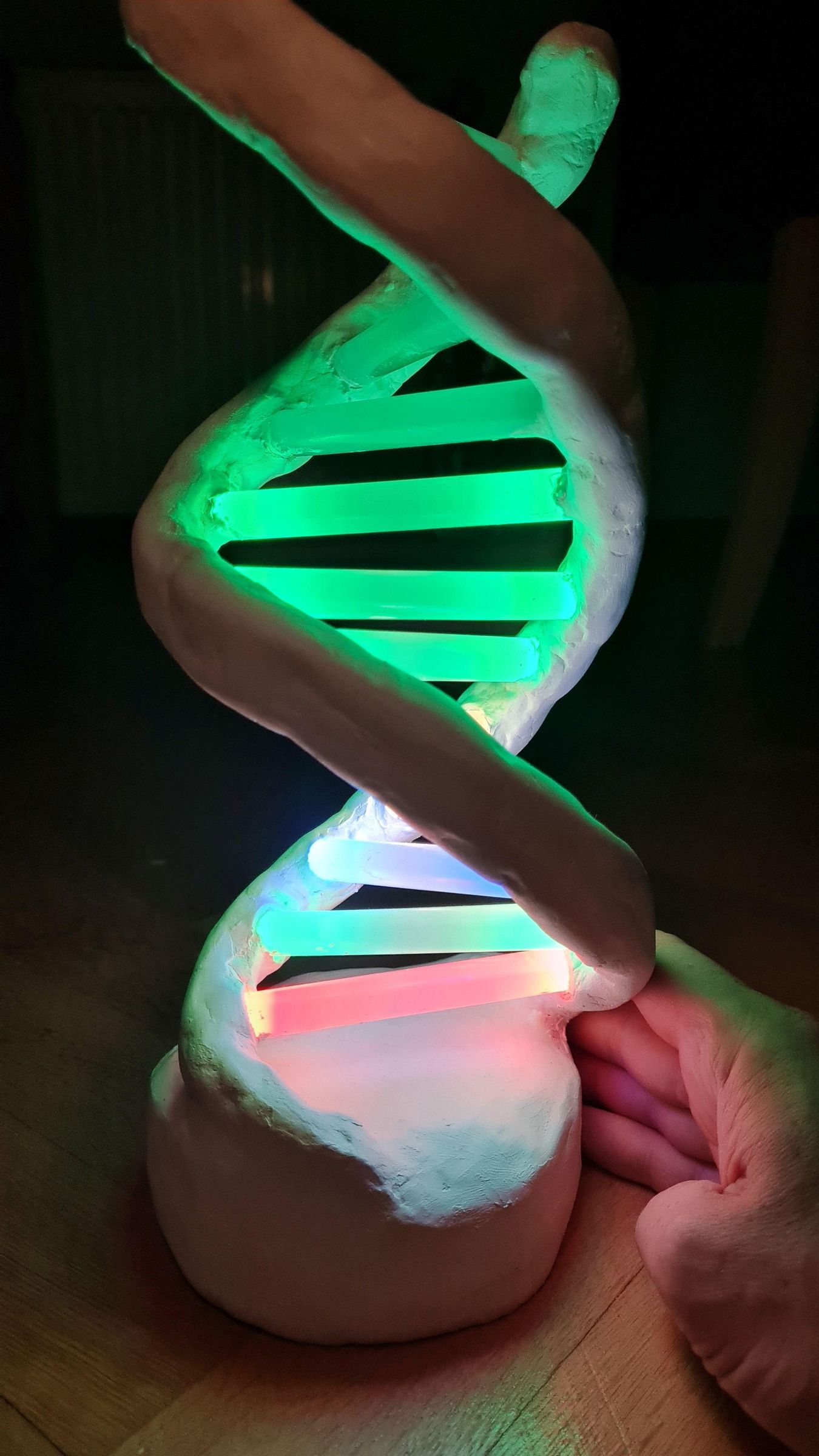 DNA Lamp : 11 Steps (with Pictures) - Instructables
