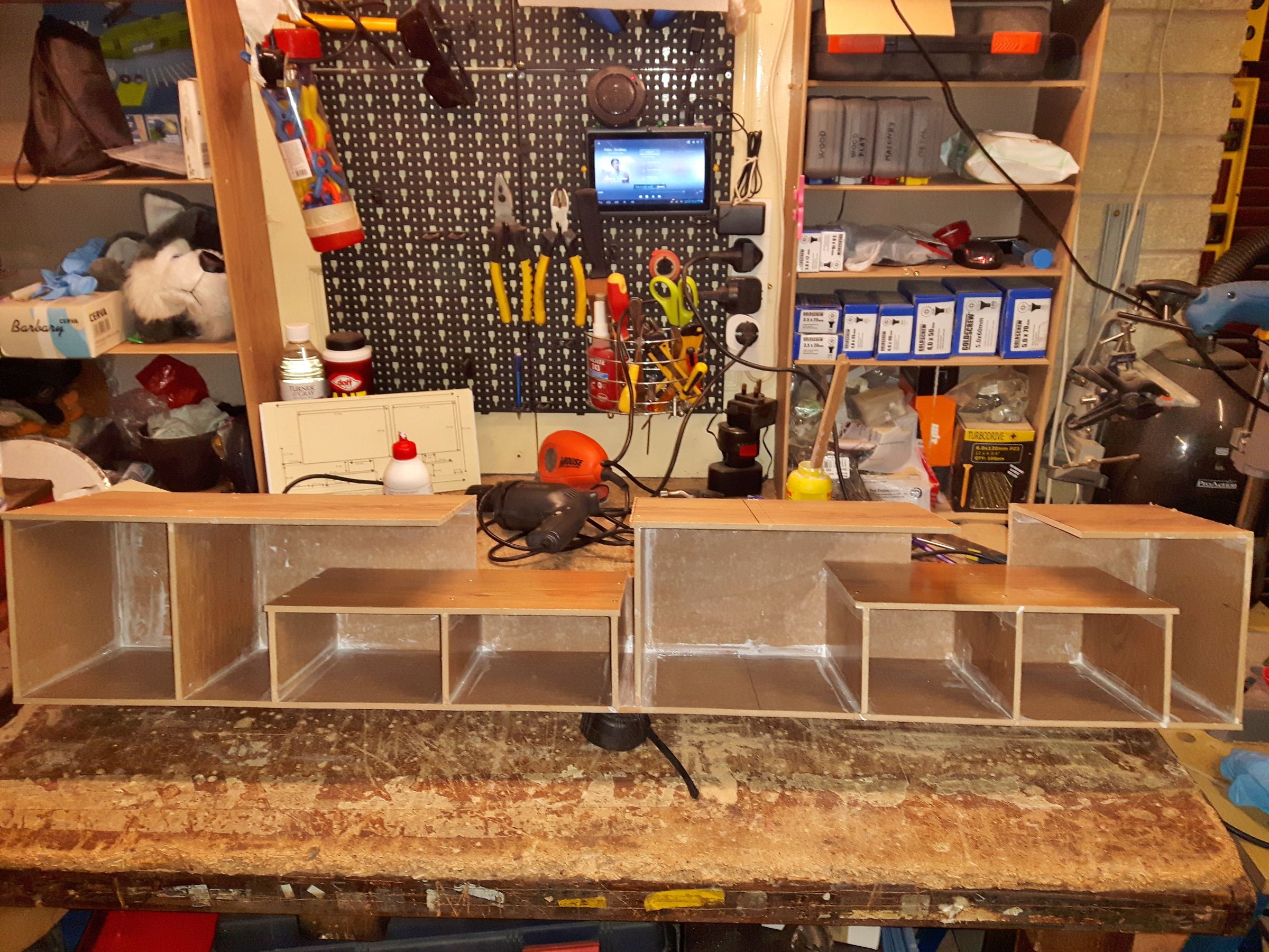 Dual-monitor Shelving Made Out of Spare Laminate Flooring : 7 Steps ...