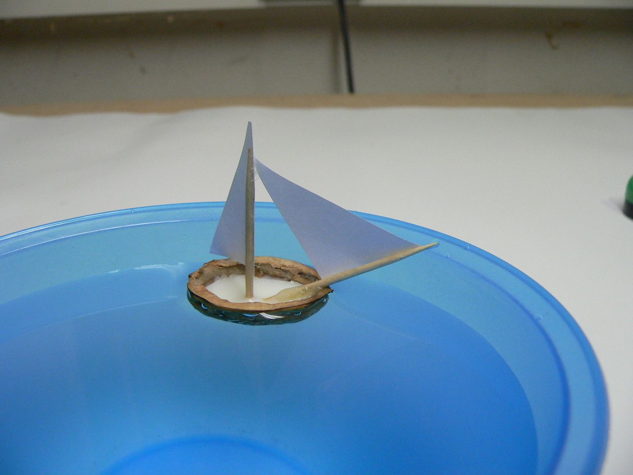 Sailboat (in) From a Nutshell : 5 Steps (with Pictures) - Instructables