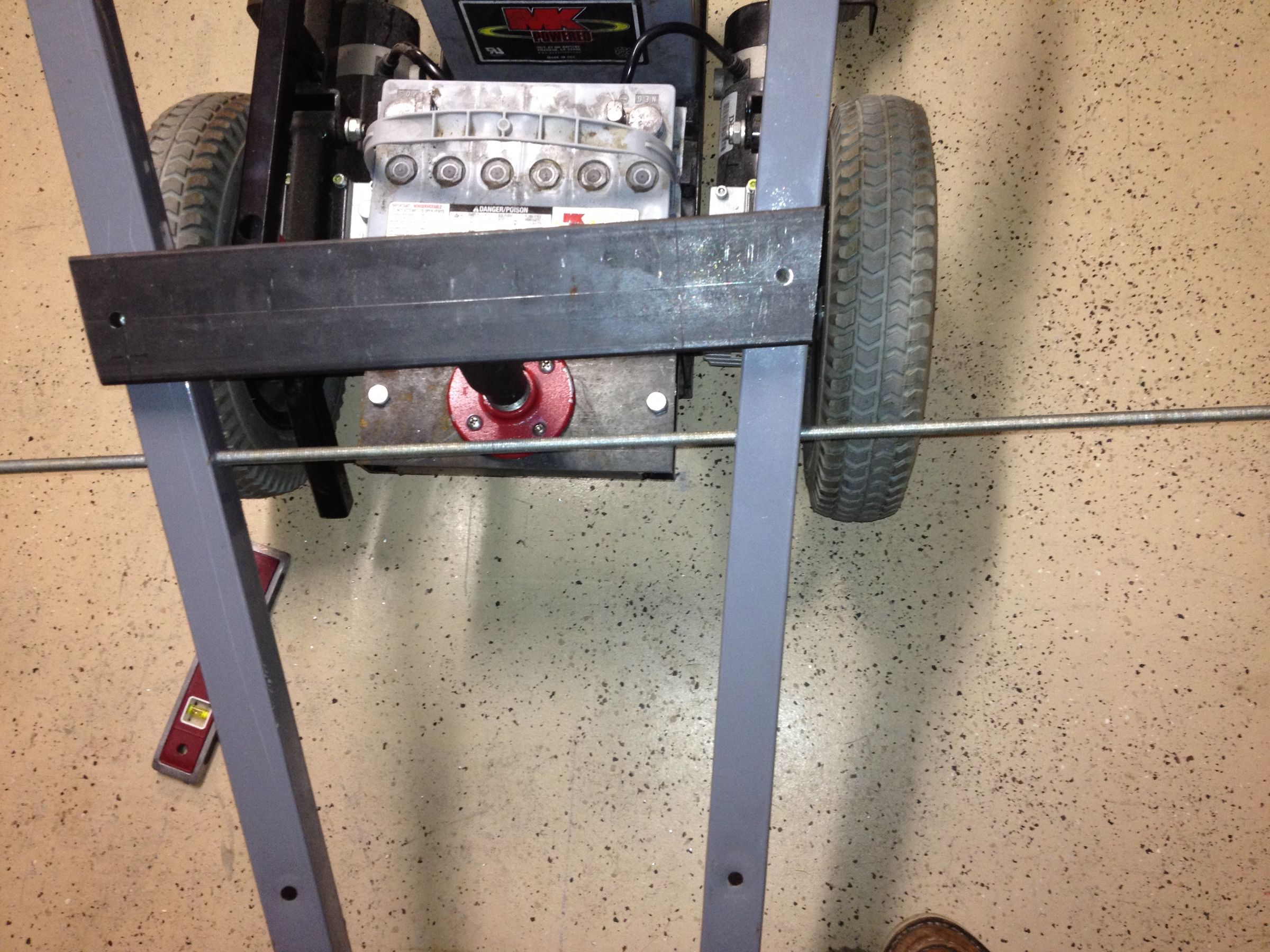 6-Wheeled R/C Wheelbarrow With Pneumatic Dump : 11 Steps (with Pictures ...