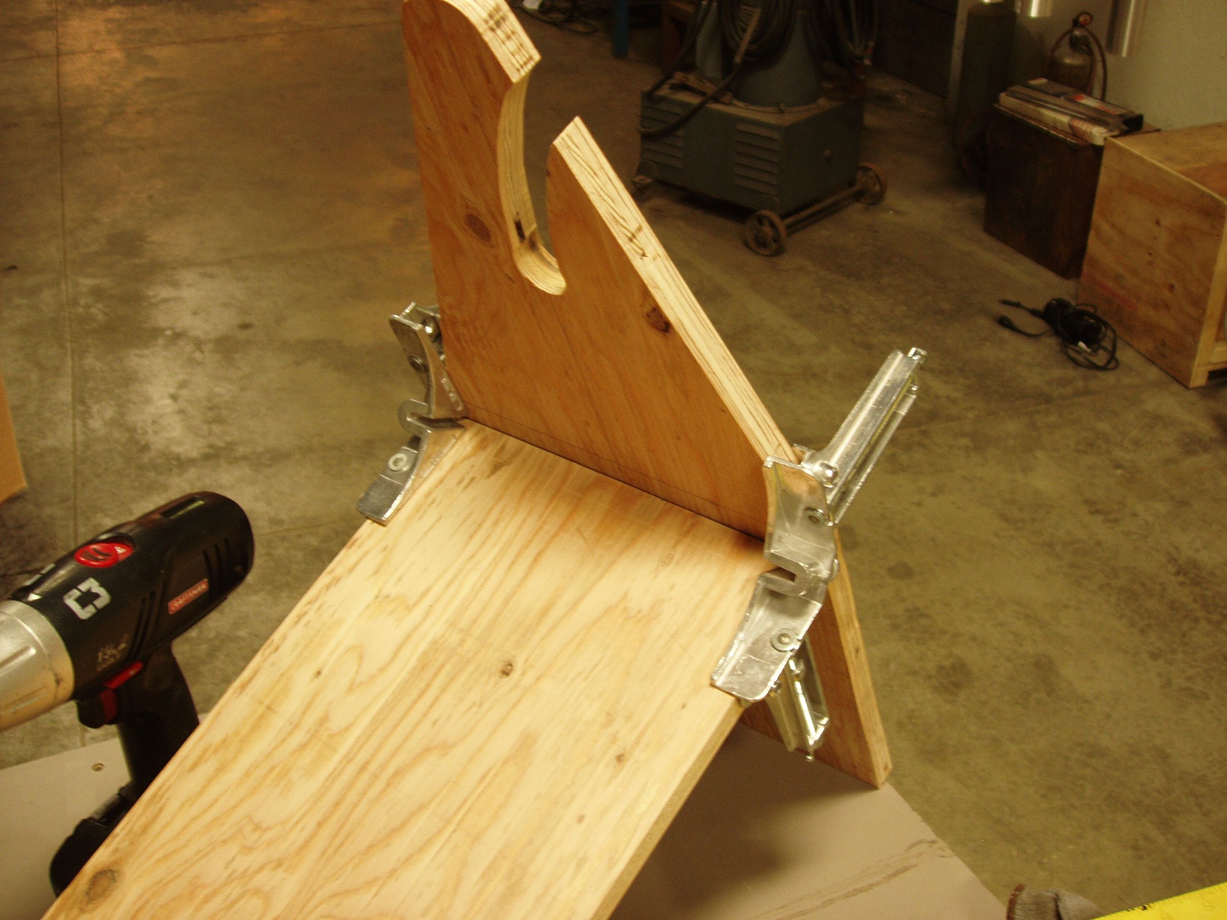 A Generic Spool Rack : 4 Steps (with Pictures) - Instructables