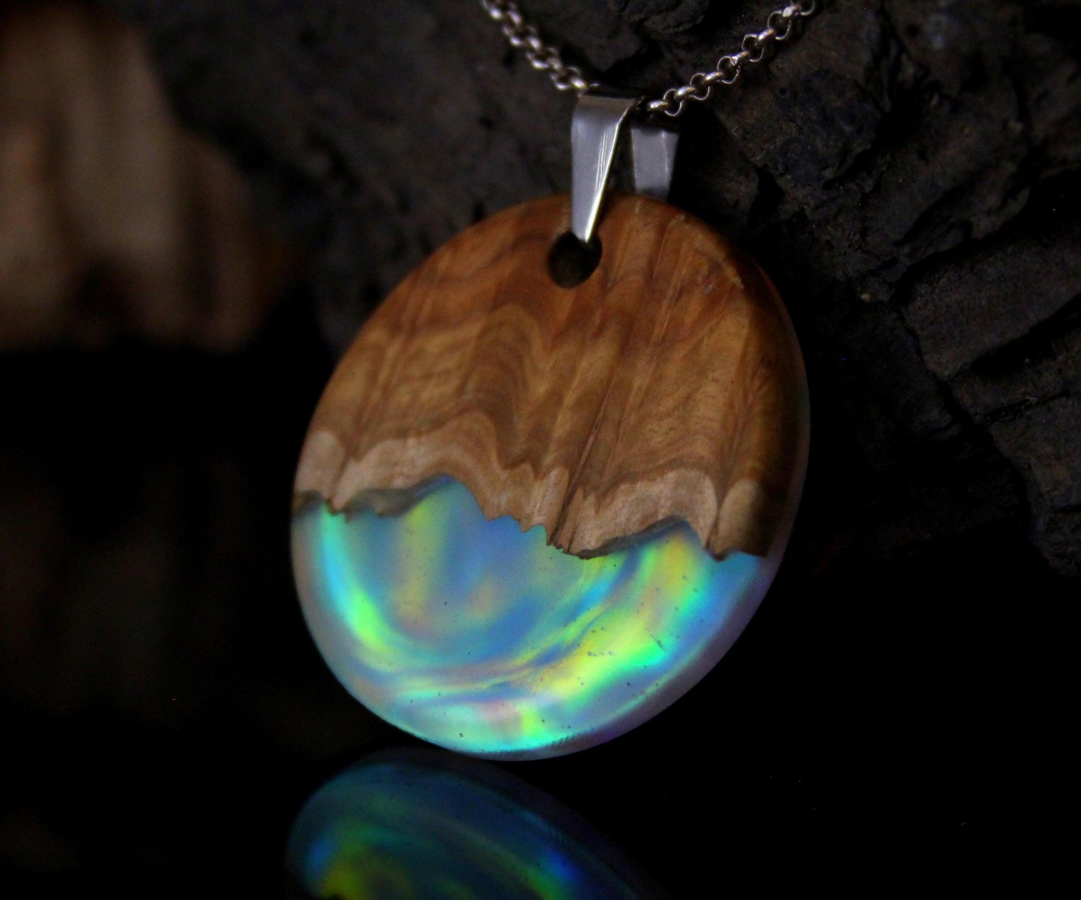 Opal, Wood and Epoxy Resin Aurora Pendant : 9 Steps (with Pictures ...