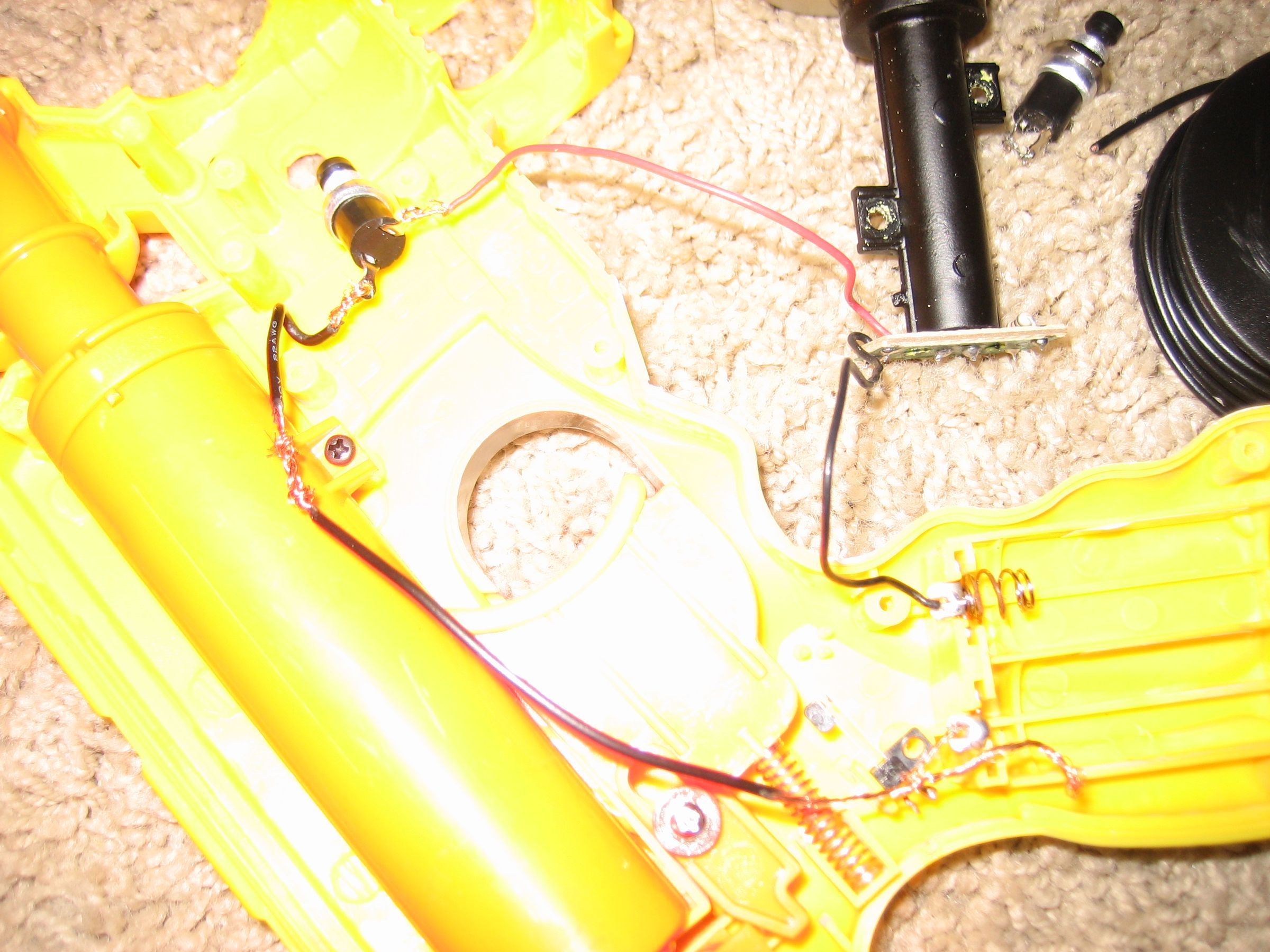Nerf Gun Nite Finder Mod : 6 Steps - Instructables