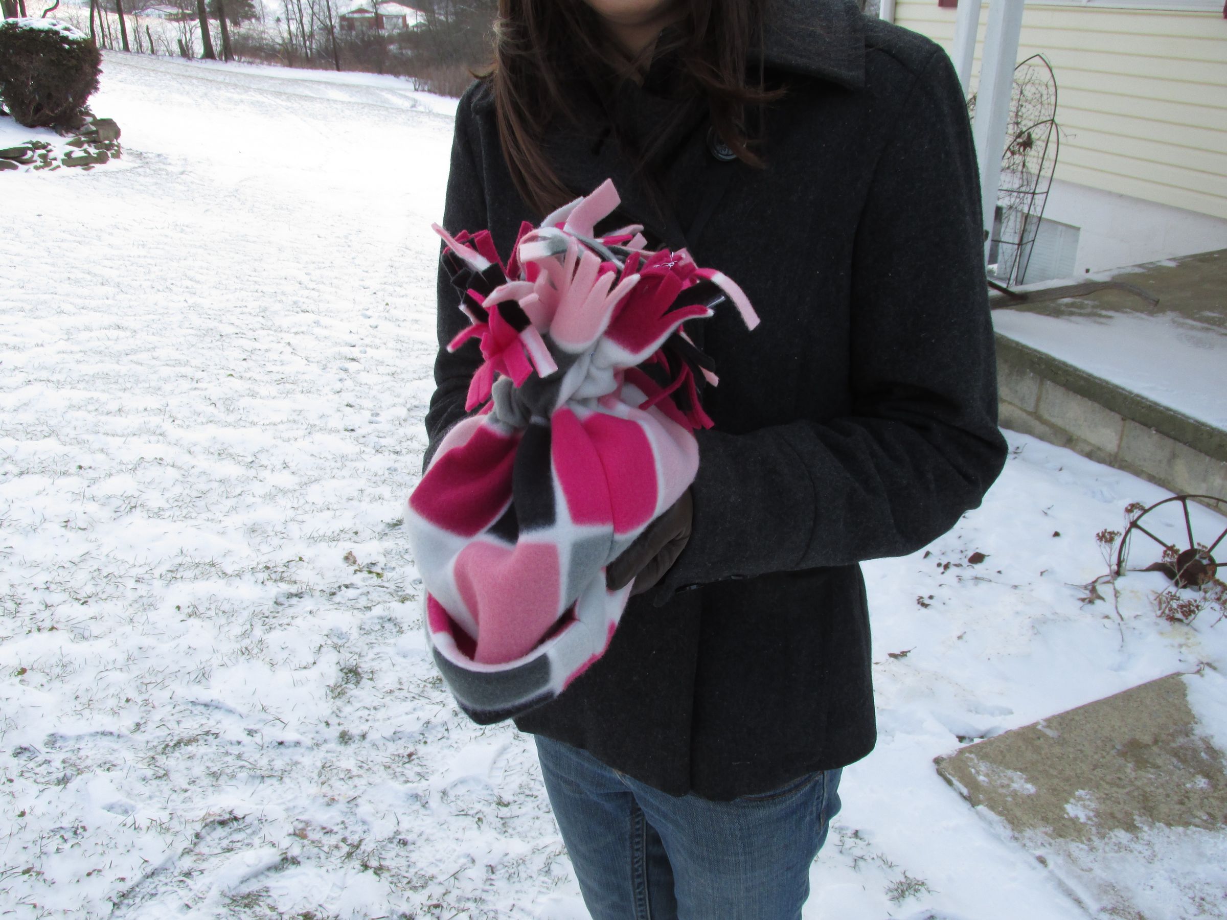 BEANIE BAG! the Hat That Transforms Into a Bag!! : 12 Steps (with ...