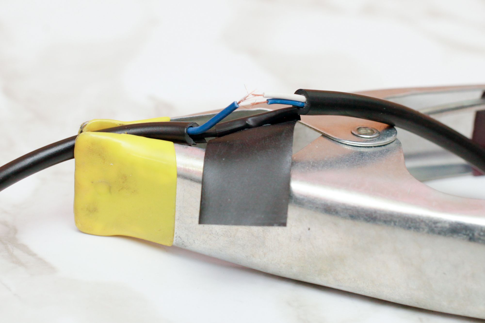 Foot Pedal Shutter Remote + Trigger : 6 Steps (with Pictures ...